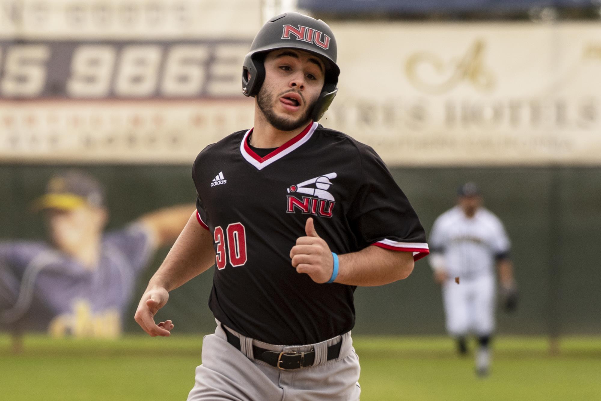 NIU Swept In Baseball Doubleheader Against Kansas - NIU Athletics