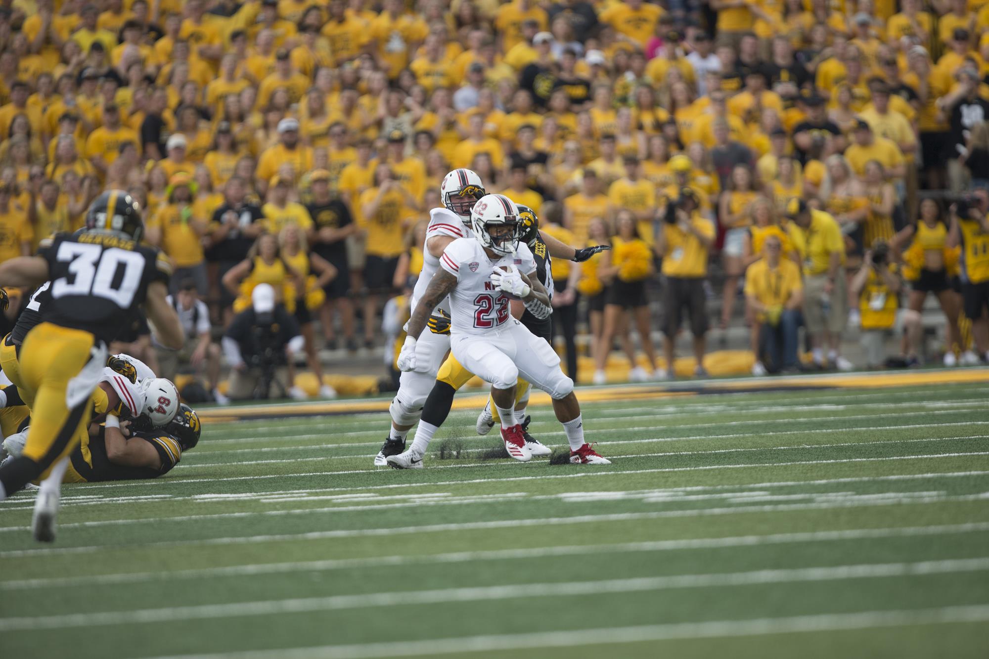 Tre Harbison - Football - NIU Athletics