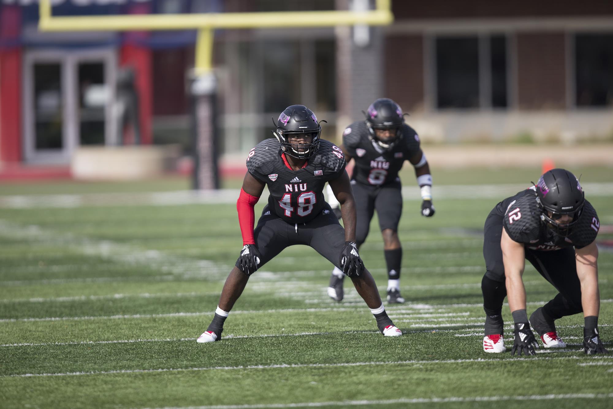Antonio Jones-Davis - Football - NIU Athletics