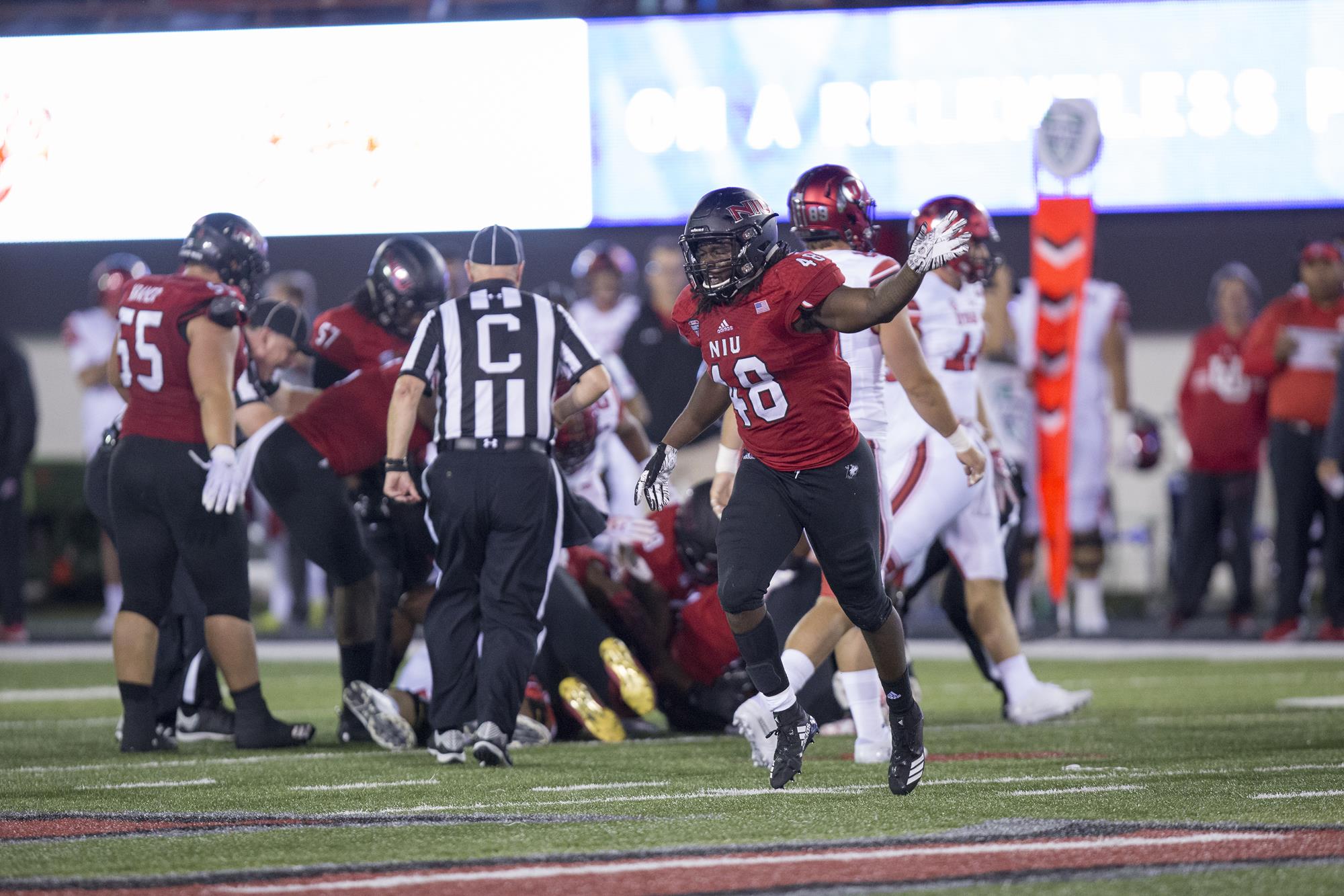 Antonio Jones-Davis - Football - NIU Athletics