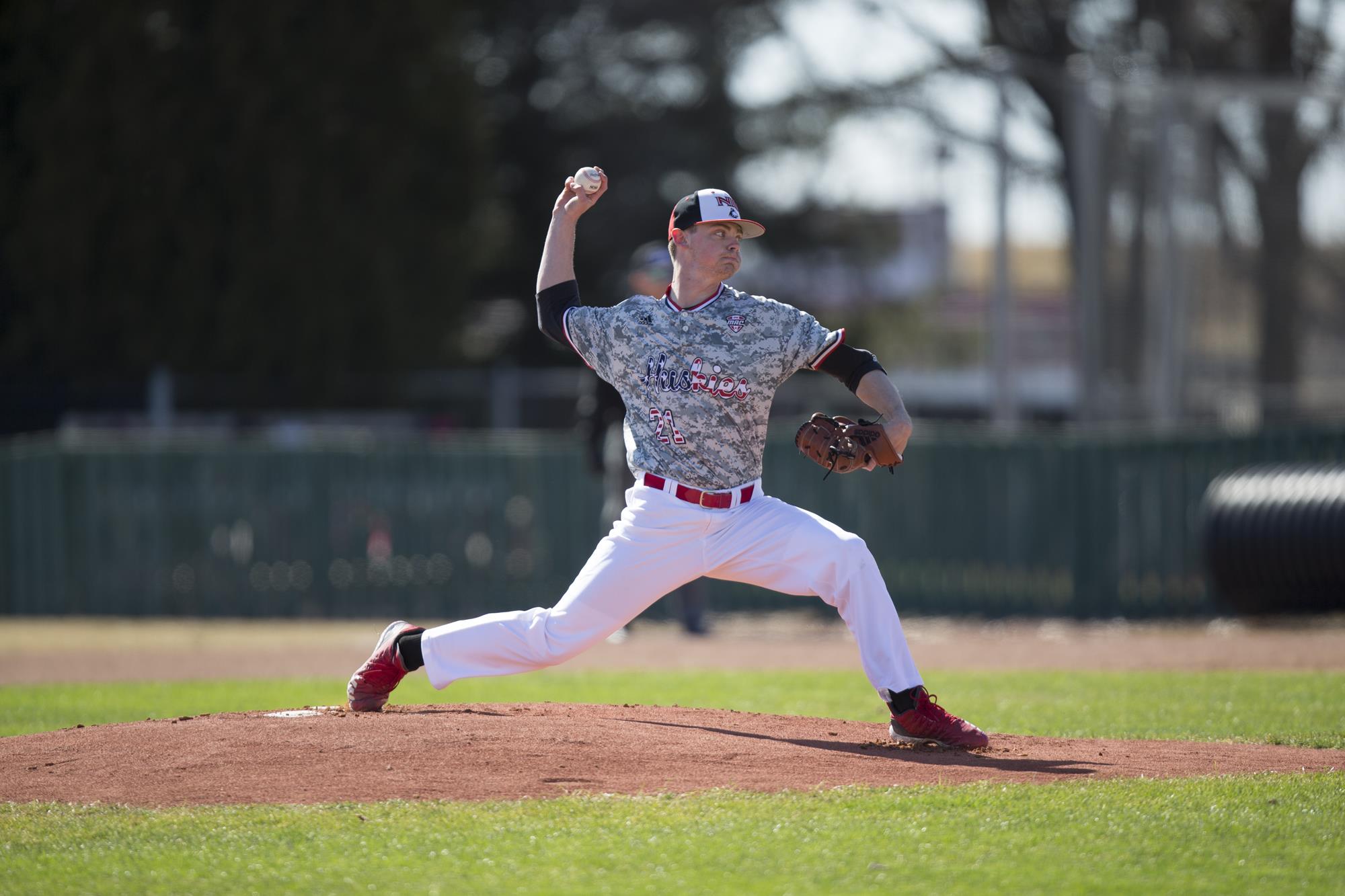 NIU Earns 6-3 Win At Miami To Even Series - NIU Athletics