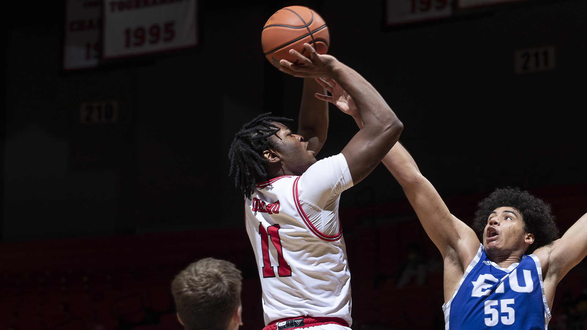 Chinedu Kingsley Okanu - Men's Basketball - NIU Athletics