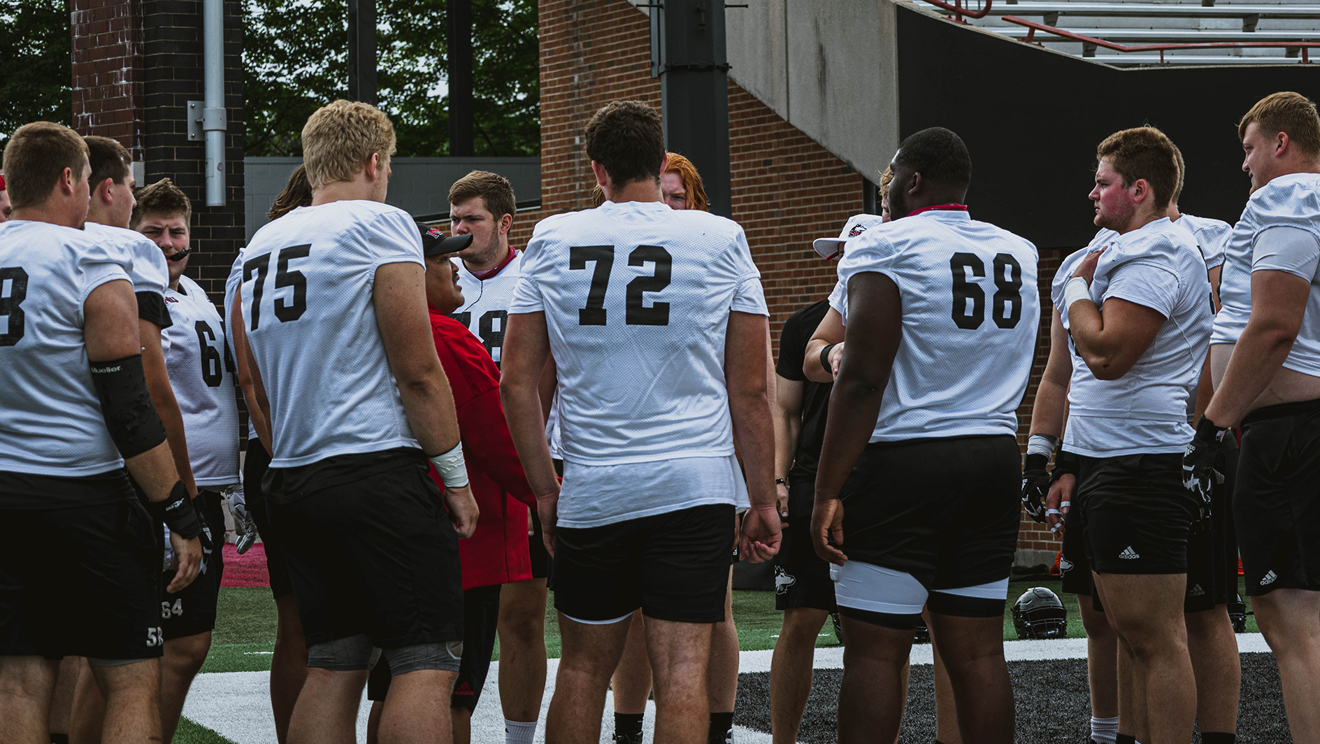 NIU Football Position Preview: Offensive Line - NIU Athletics