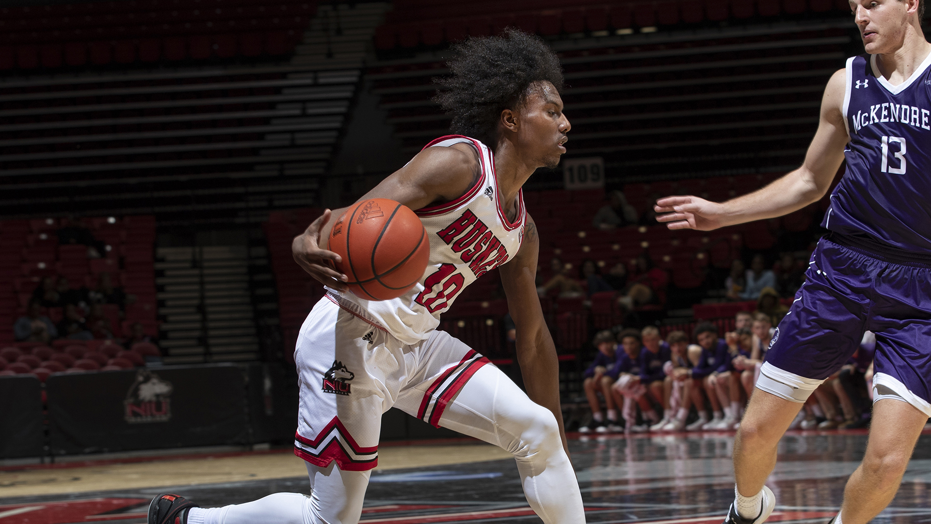 Zion Russell - Men's Basketball - NIU Athletics