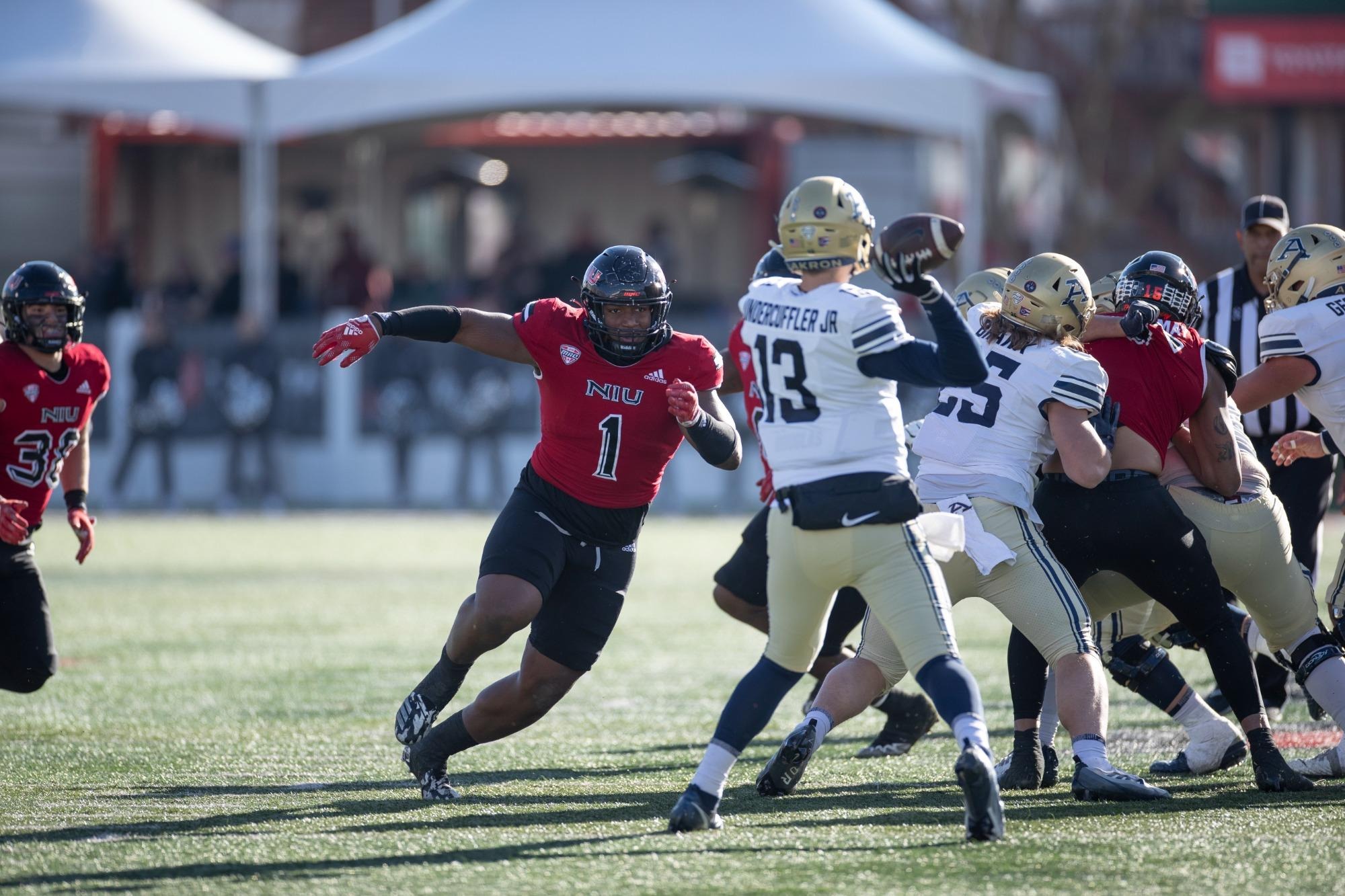 James Ester - Football - NIU Athletics