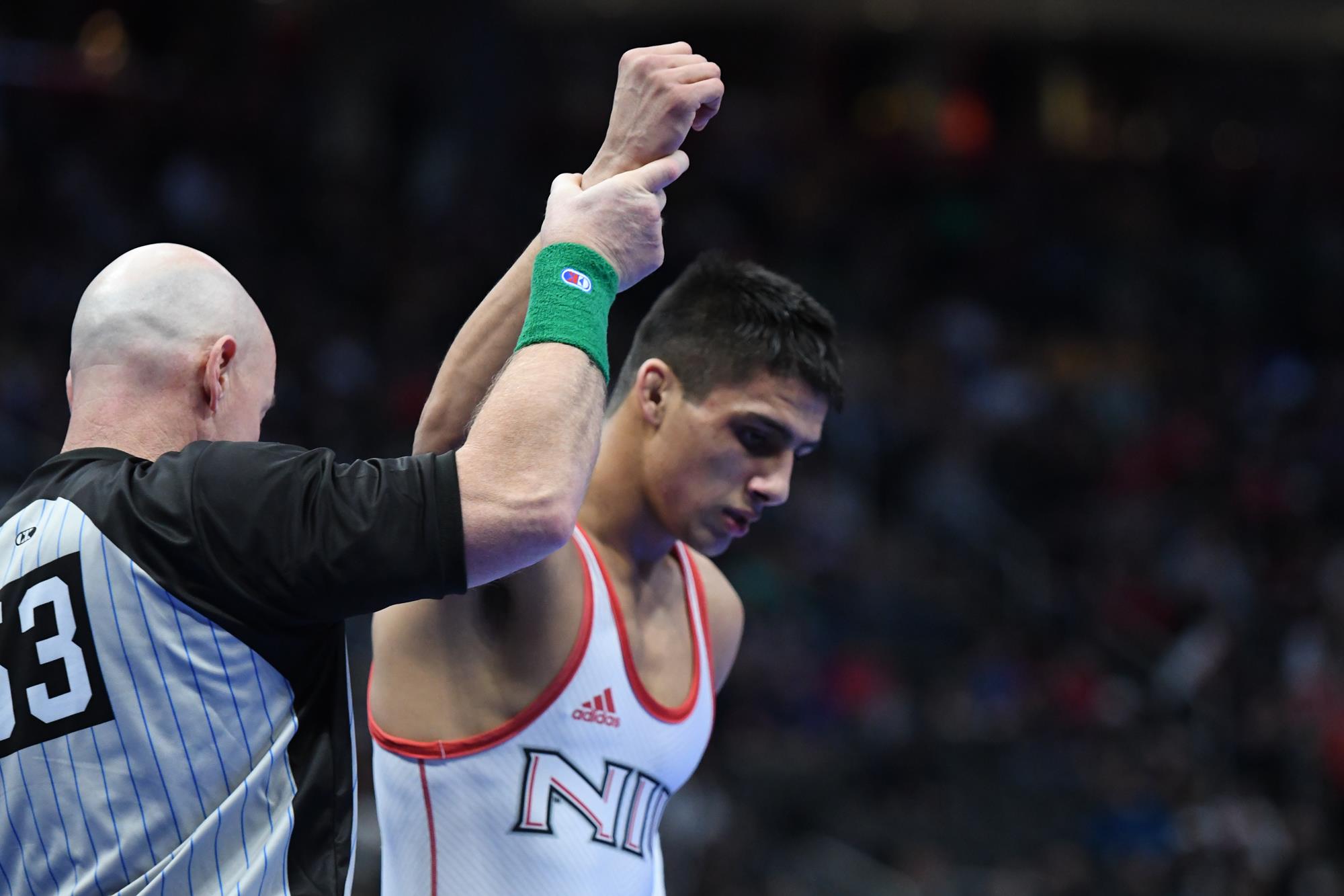 Izzak Olejnik - Wrestling - NIU Athletics