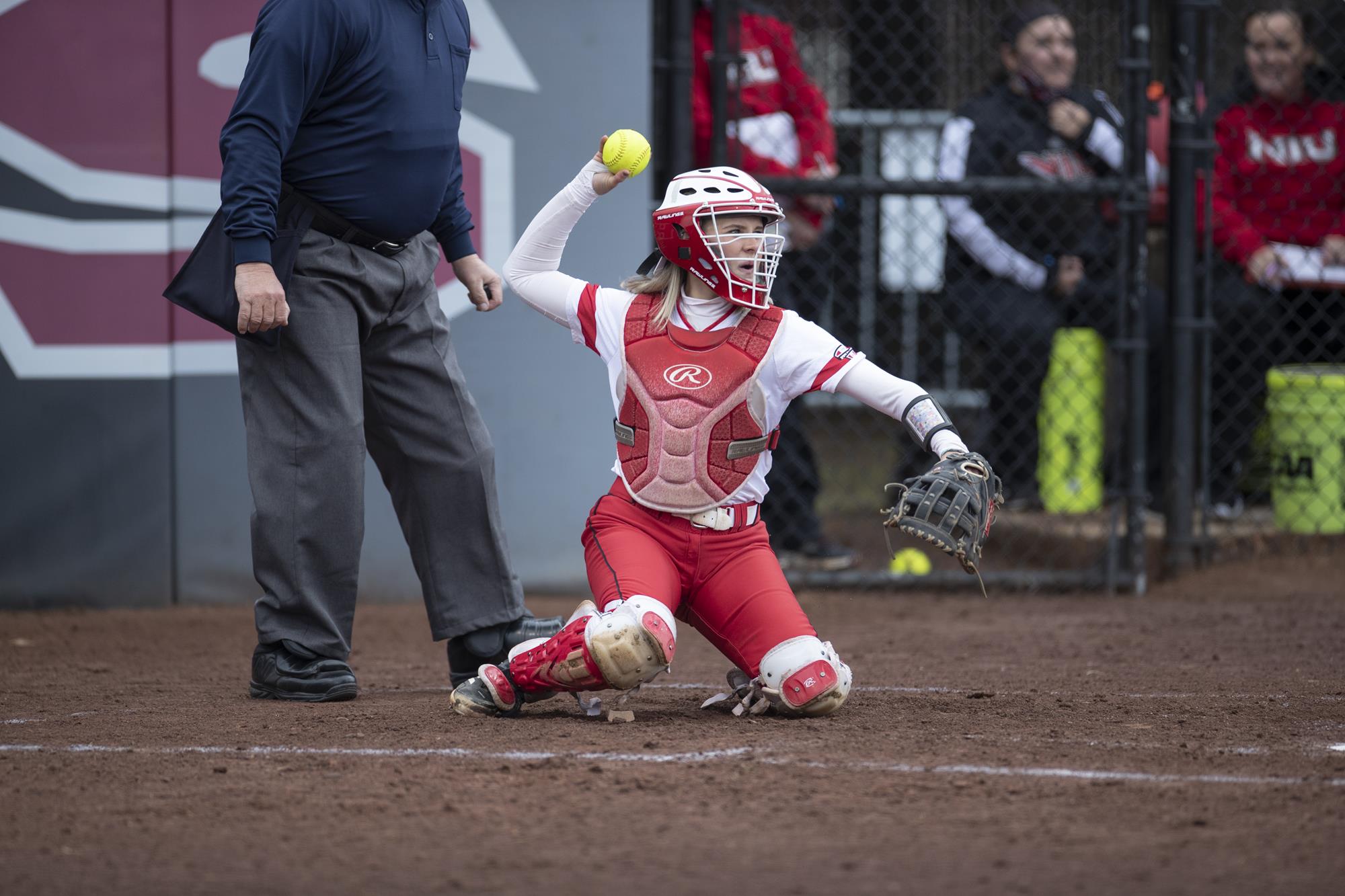 Ellis Erickson - Softball - NIU Athletics