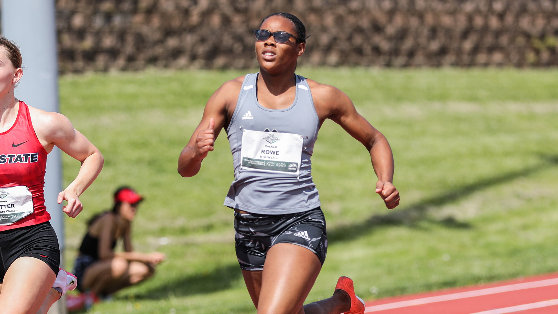 Roshell Rowe - Women's Track and Field - NIU Athletics