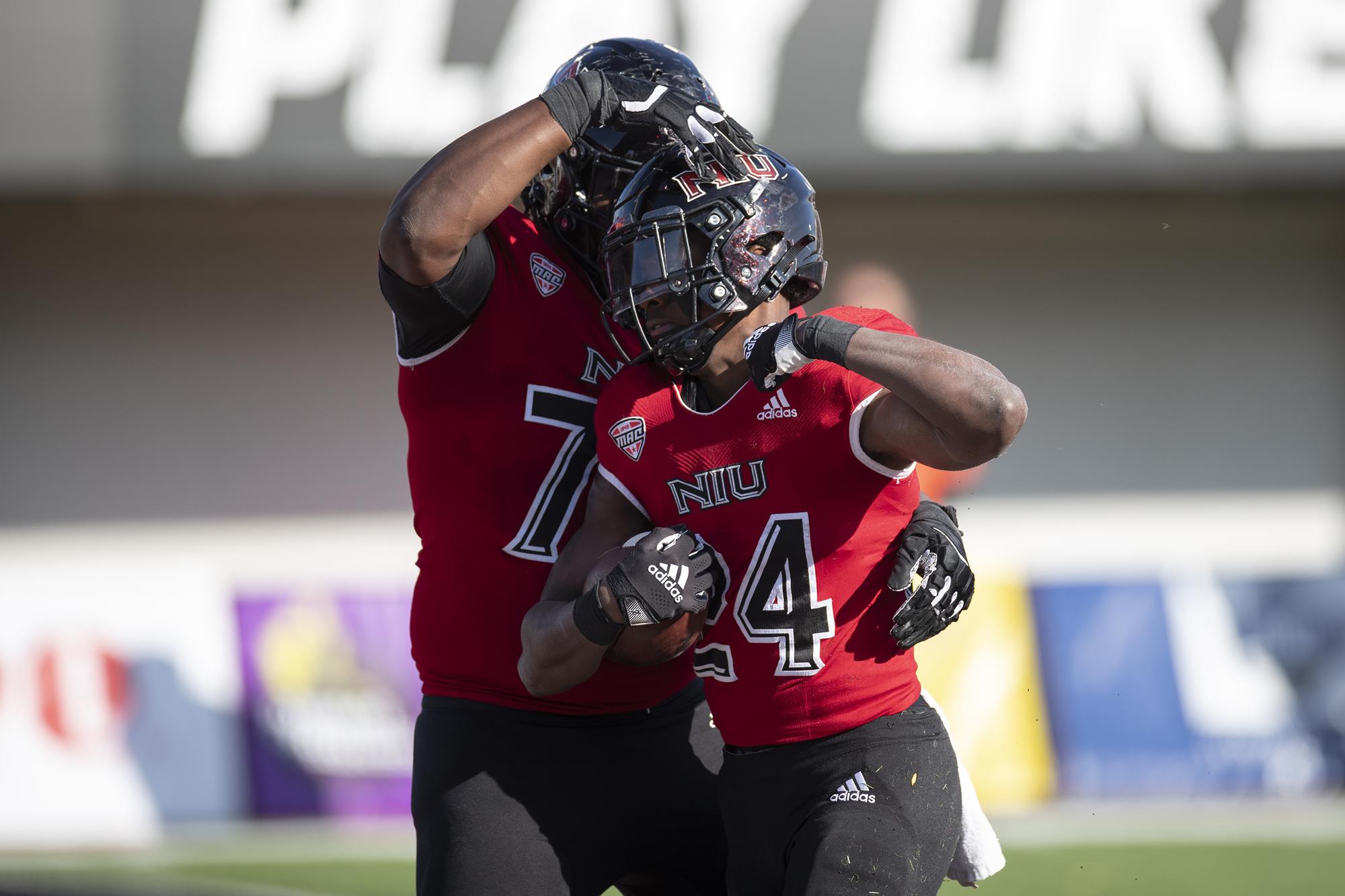 Mason Blakemore - Football - NIU Athletics