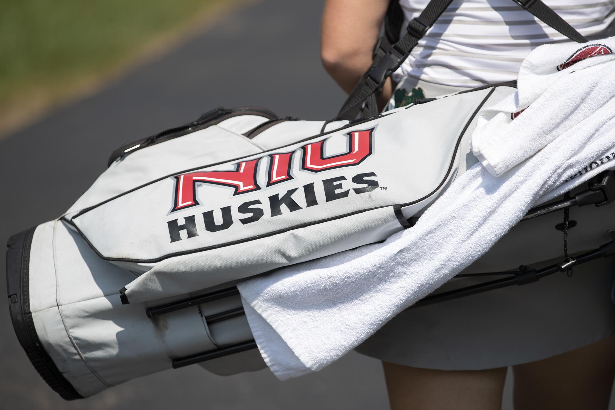 Kester Inks Raines to Women's Golf - NIU Athletics