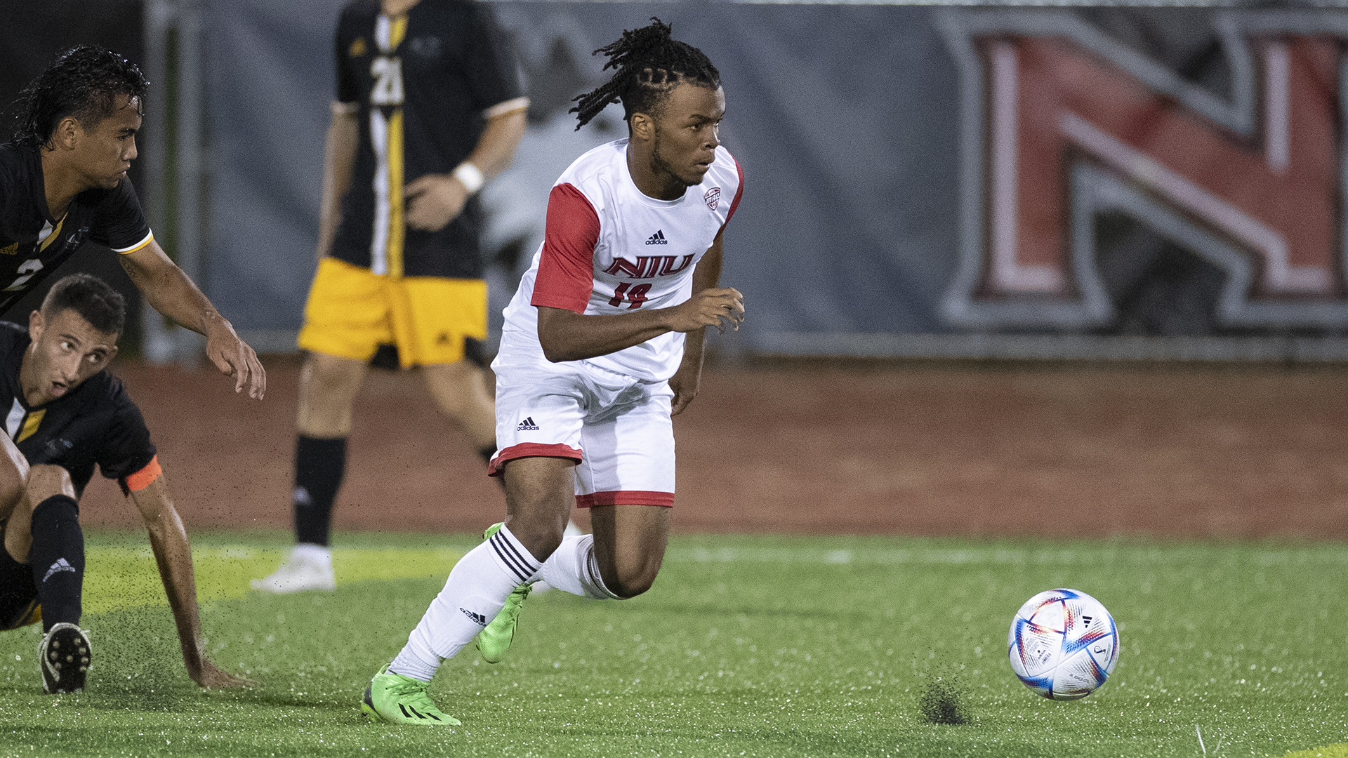 Eddie Knight - Men's Soccer - NIU Athletics