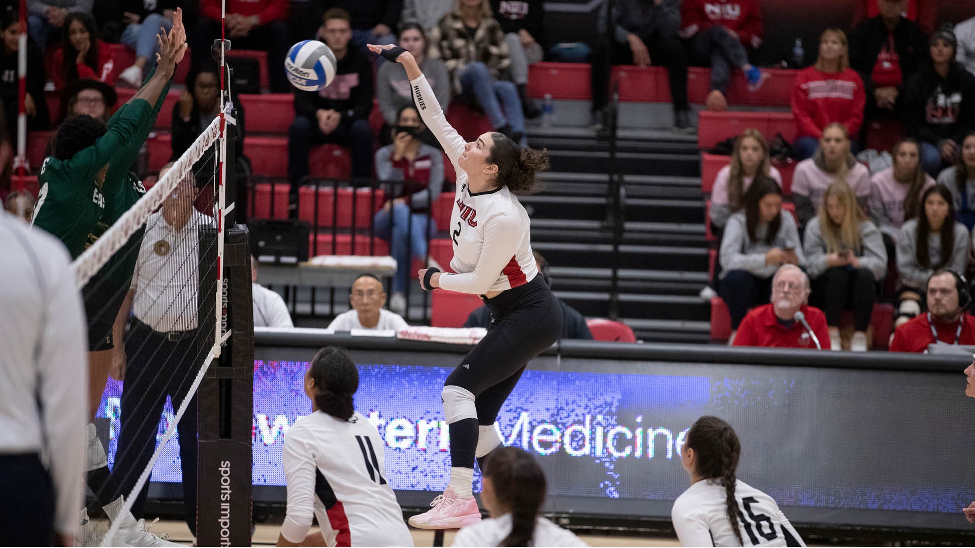 NIU Volleyball Falls in Four Sets to Central Michigan - NIU Athletics
