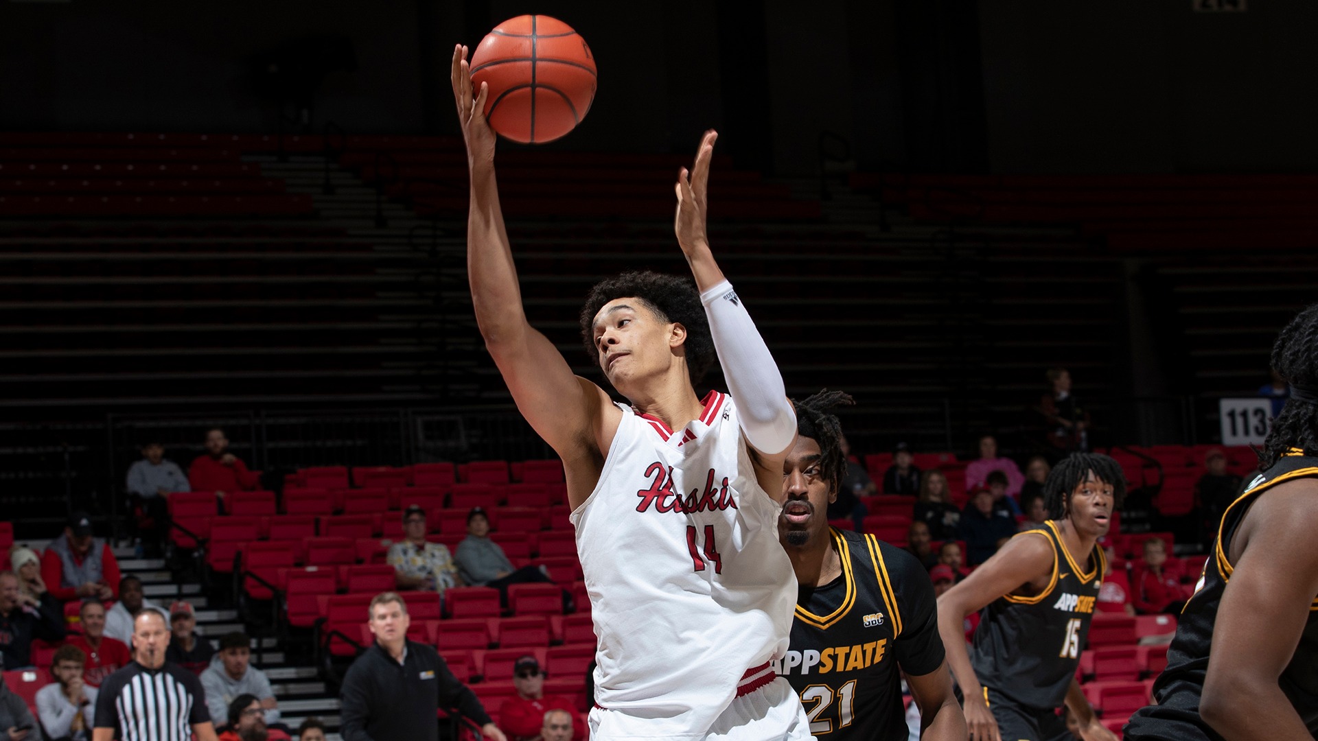 Yanic Konan Niederhauser - Men's Basketball - NIU Athletics