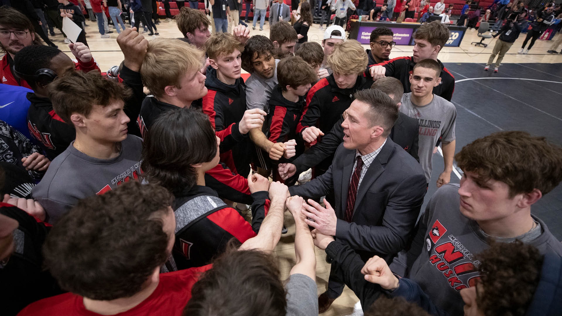 NIU Wrestling Takes the Mat at MAC Championships - NIU Athletics