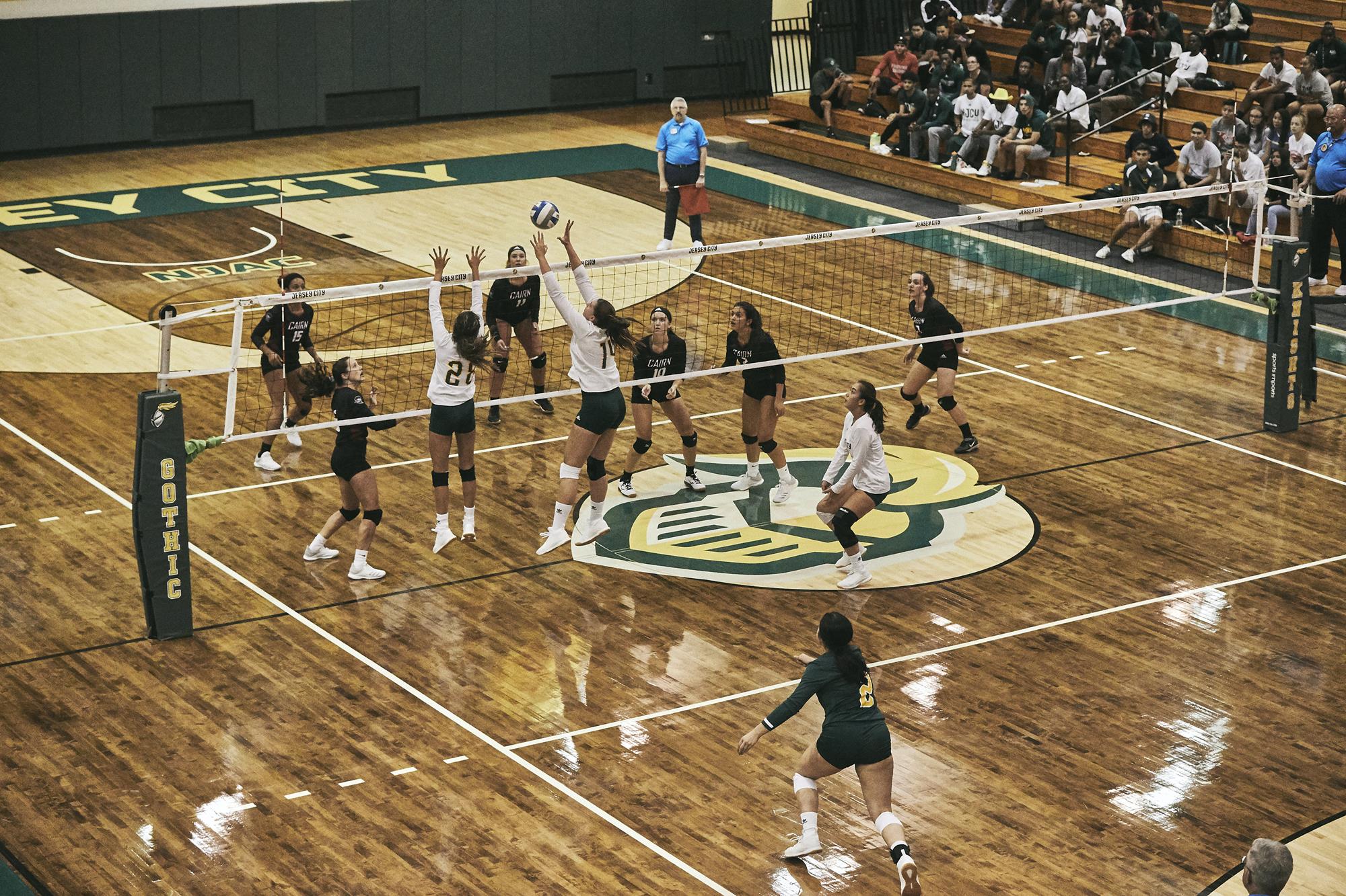 Stephanie Duque - Women's Volleyball - New Jersey City University Athletics