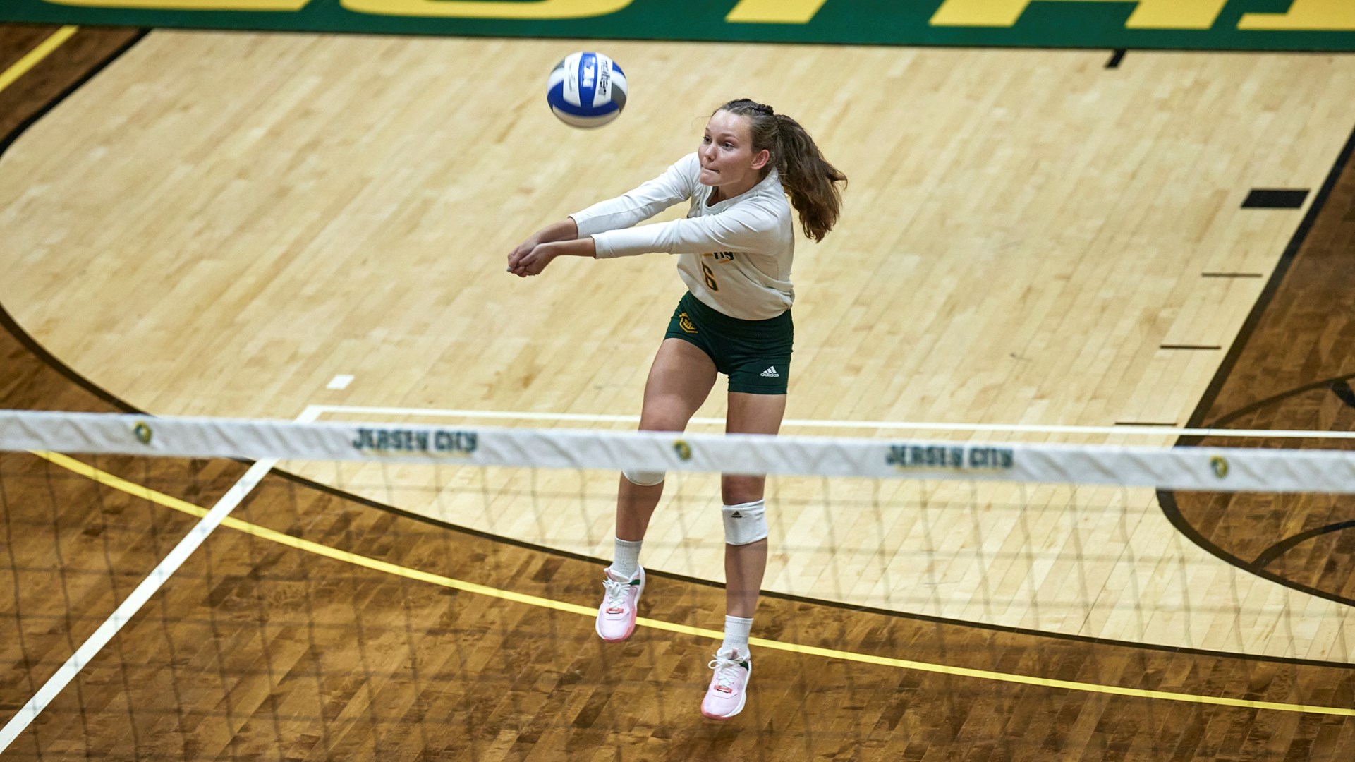 Women's Volleyball Drops Four-Setter at Rowan - New Jersey City ...