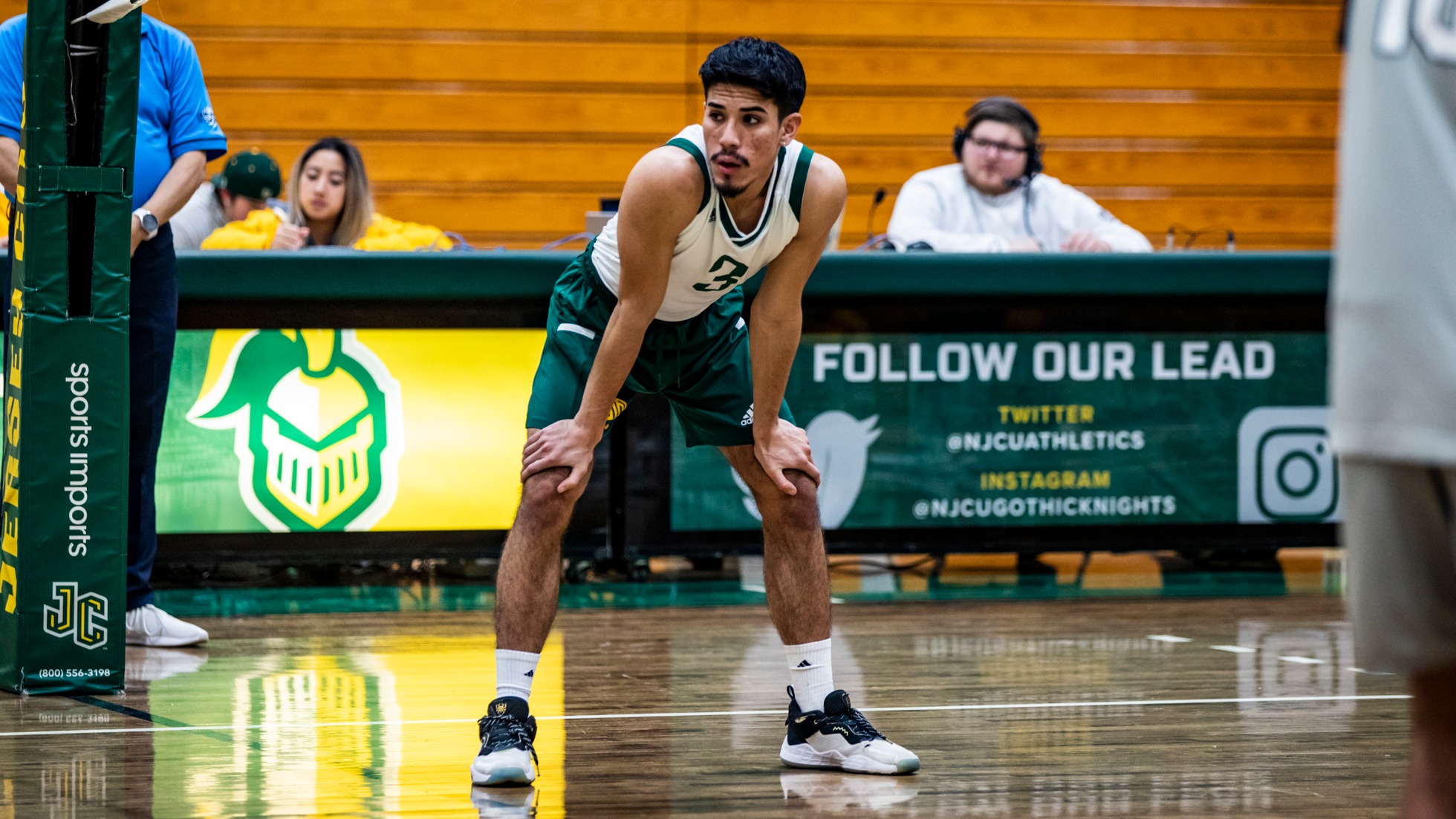 Men's Volleyball Makes it Three in a Row, Stays Unbeaten in Skyline ...