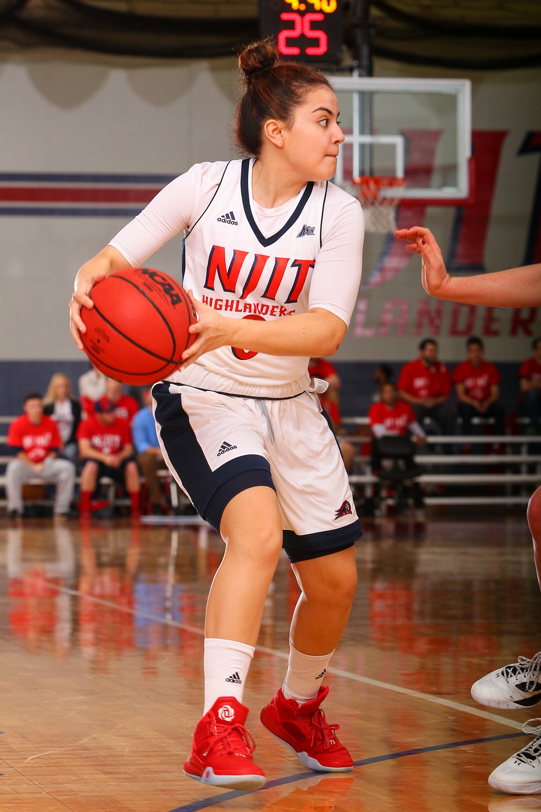 Kayla Diaz - Women's Basketball - New Jersey Institute of Technology ...