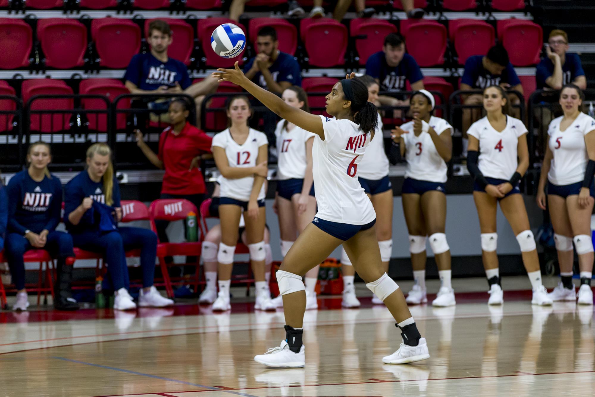 Courtney Branch - Women's Volleyball - New Jersey Institute of ...