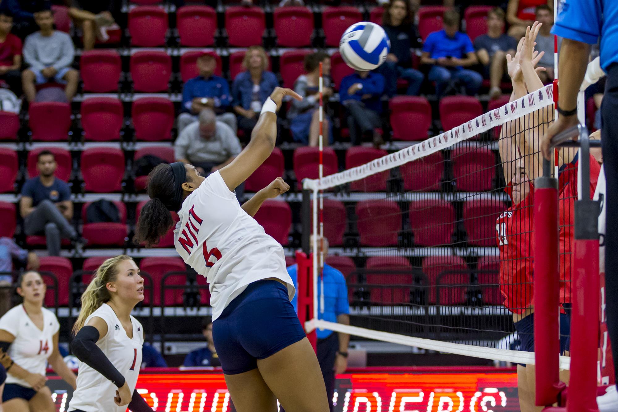 Courtney Branch - Women's Volleyball - New Jersey Institute of ...