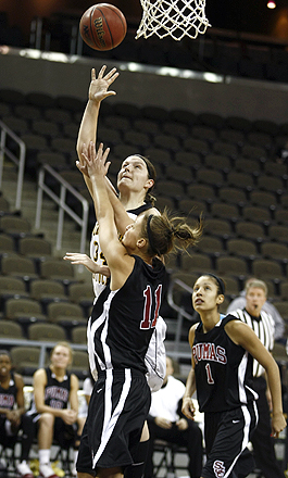 Brandi Rayburn - Women's Basketball - Northern Kentucky University ...
