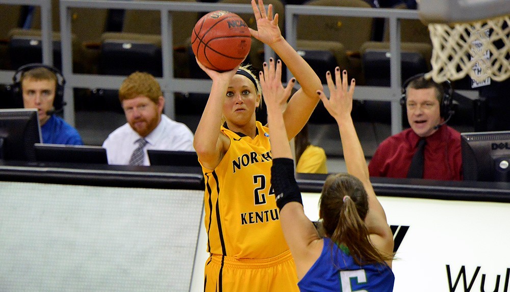 Kayla Thacker - Women's Basketball - Northern Kentucky University Athletics