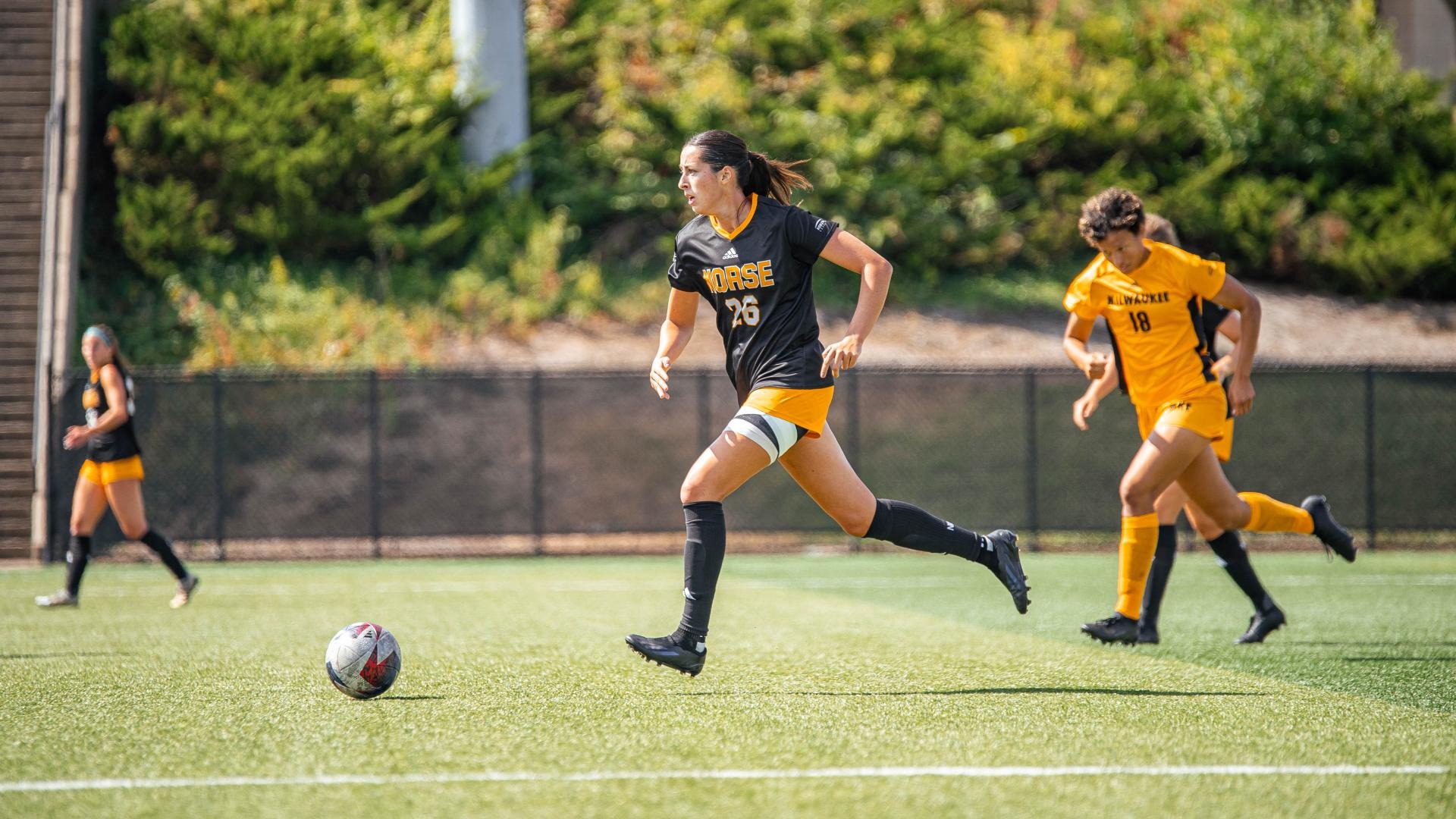 Women’s Soccer tripped up by first place Milwaukee on Saturday ...