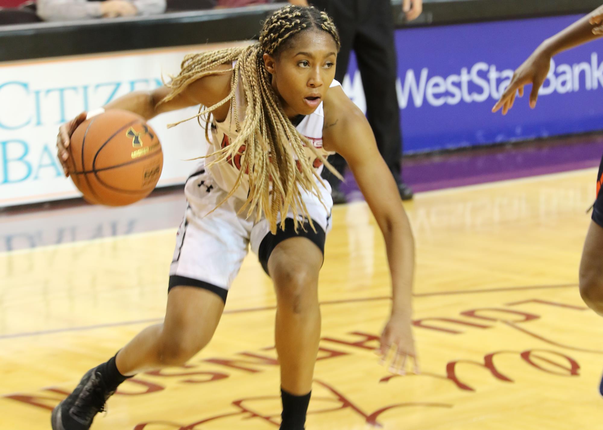 Zaire Williams - 2017-18 - Women's Basketball - New Mexico State ...