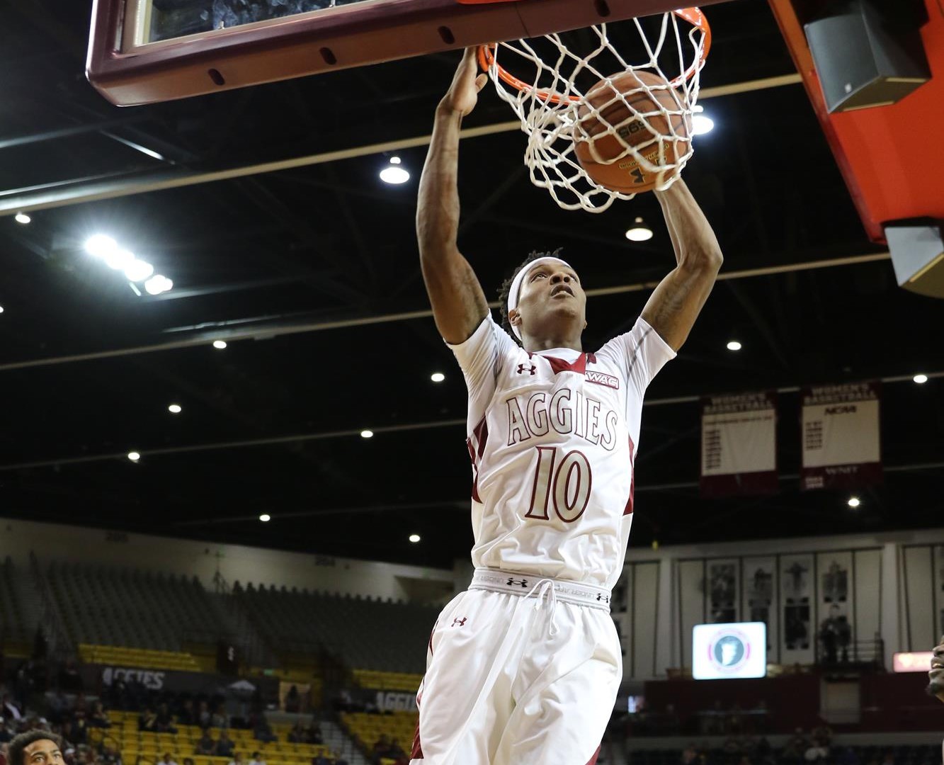 Jemerrio Jones - 2017-18 - Men's Basketball - New Mexico State ...