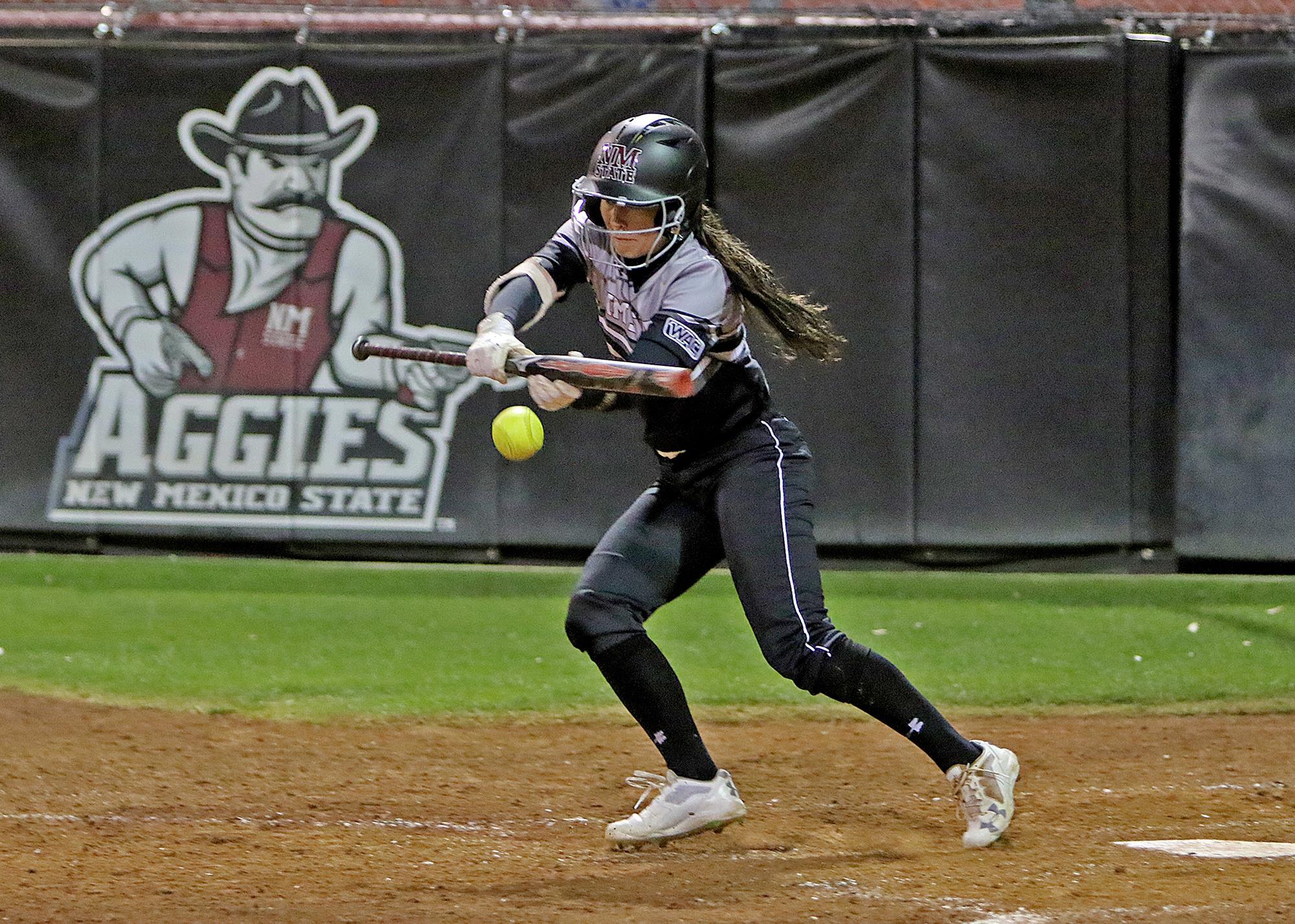 Amy Bergeson - 2018 - Softball - New Mexico State University Athletics