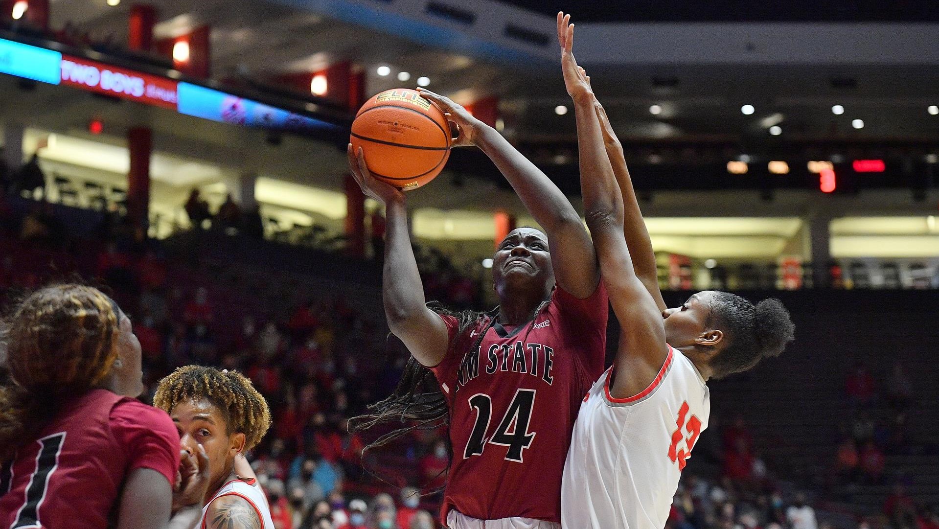Bigue Sarr - 2021-22 - Women's Basketball - New Mexico State University ...