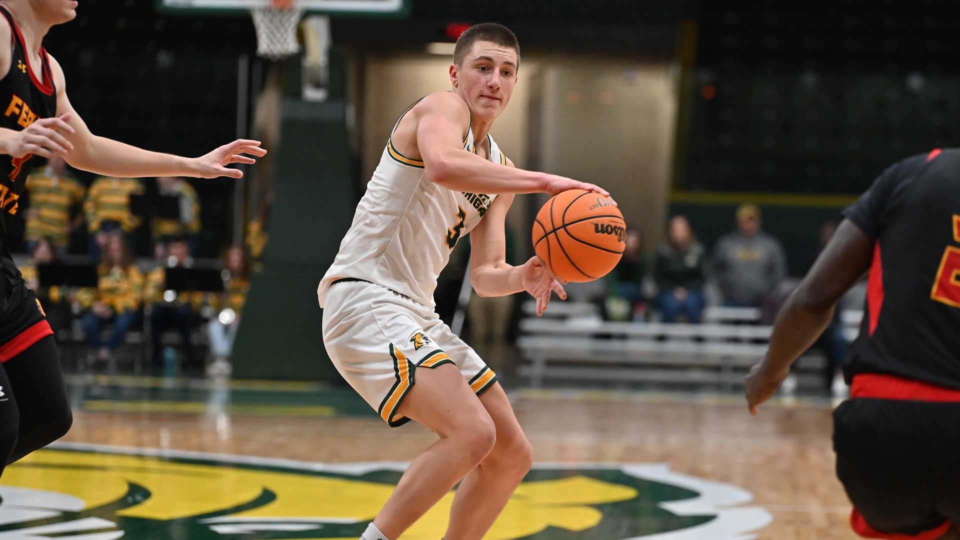 Max Weisbrod - 2023-24 - Men's Basketball - Northern Michigan University