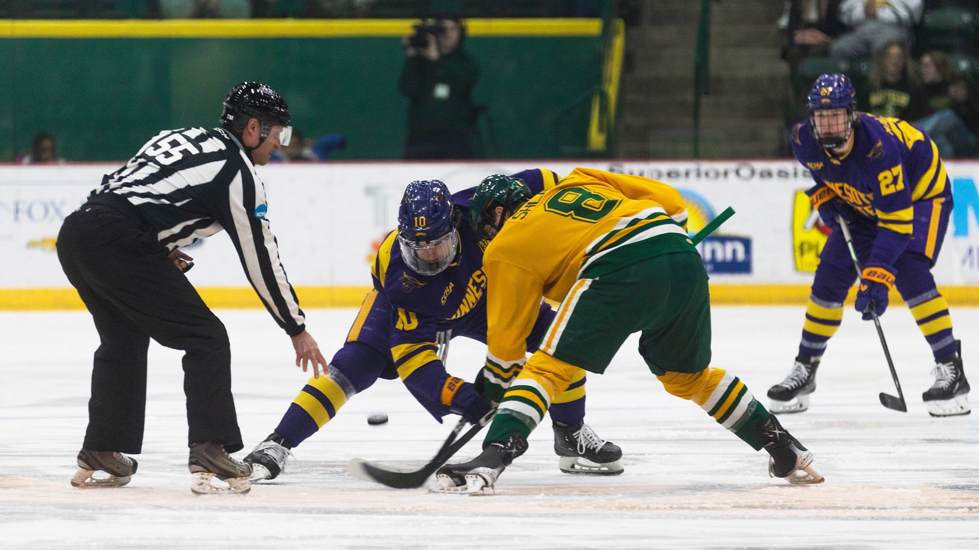 Wildcats and Mavericks Face Off in CCHA Mason Cup Final - Northern ...