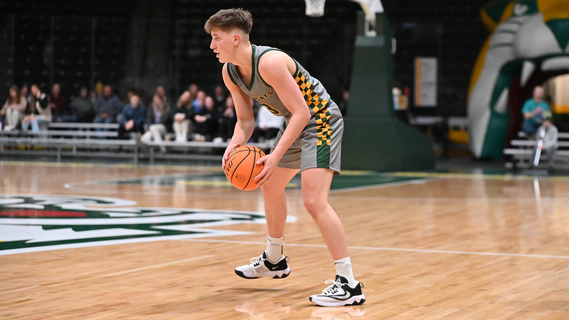 Max Weisbrod - 2023-24 - Men's Basketball - Northern Michigan University
