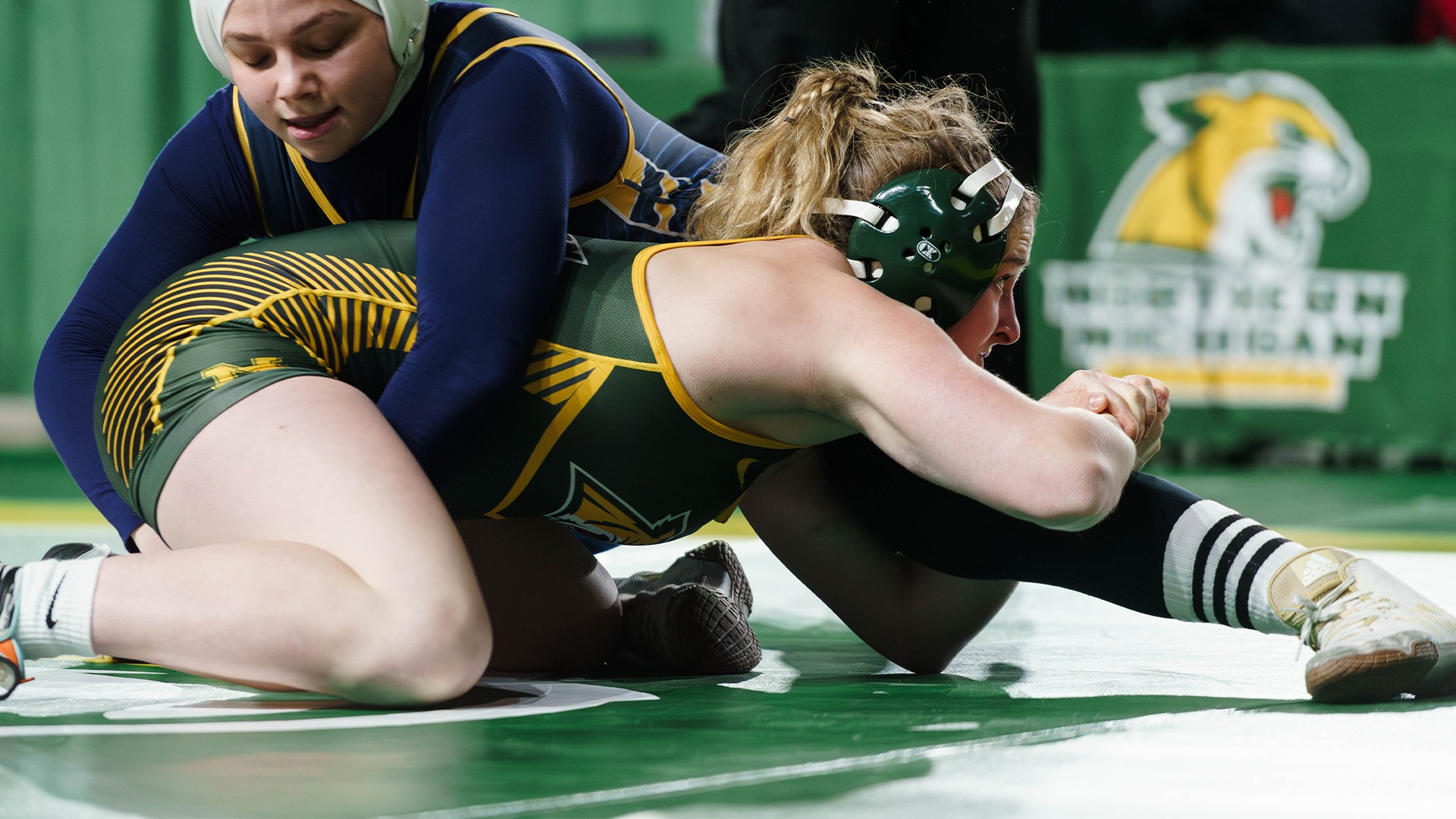 PREVIEW: Wrestling hosts Alma in the Dome for Tuesday night duals ...