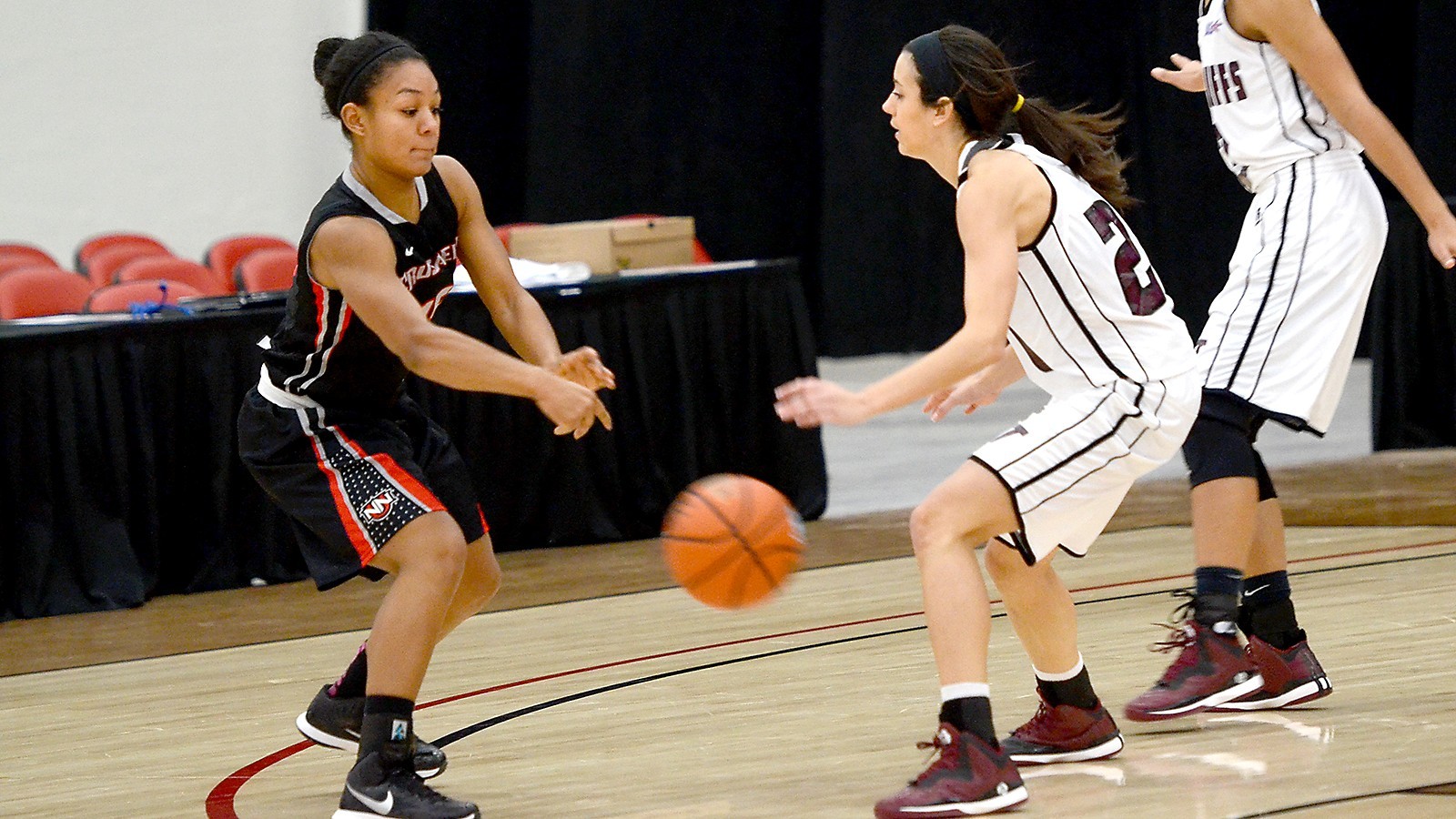 Cierra White - Women's Basketball - Northwest Nazarene University Athletics