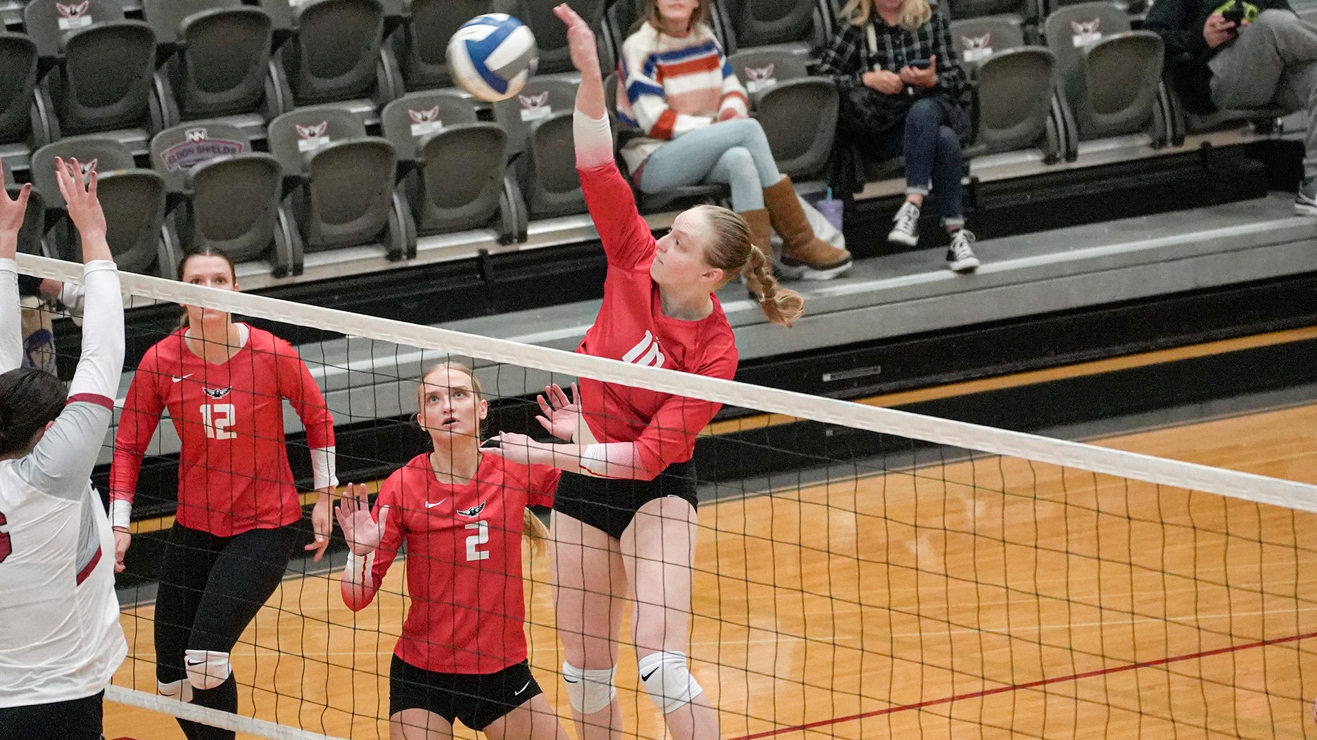 Sarah Lyons - Women's Volleyball - Northwest Nazarene University Athletics