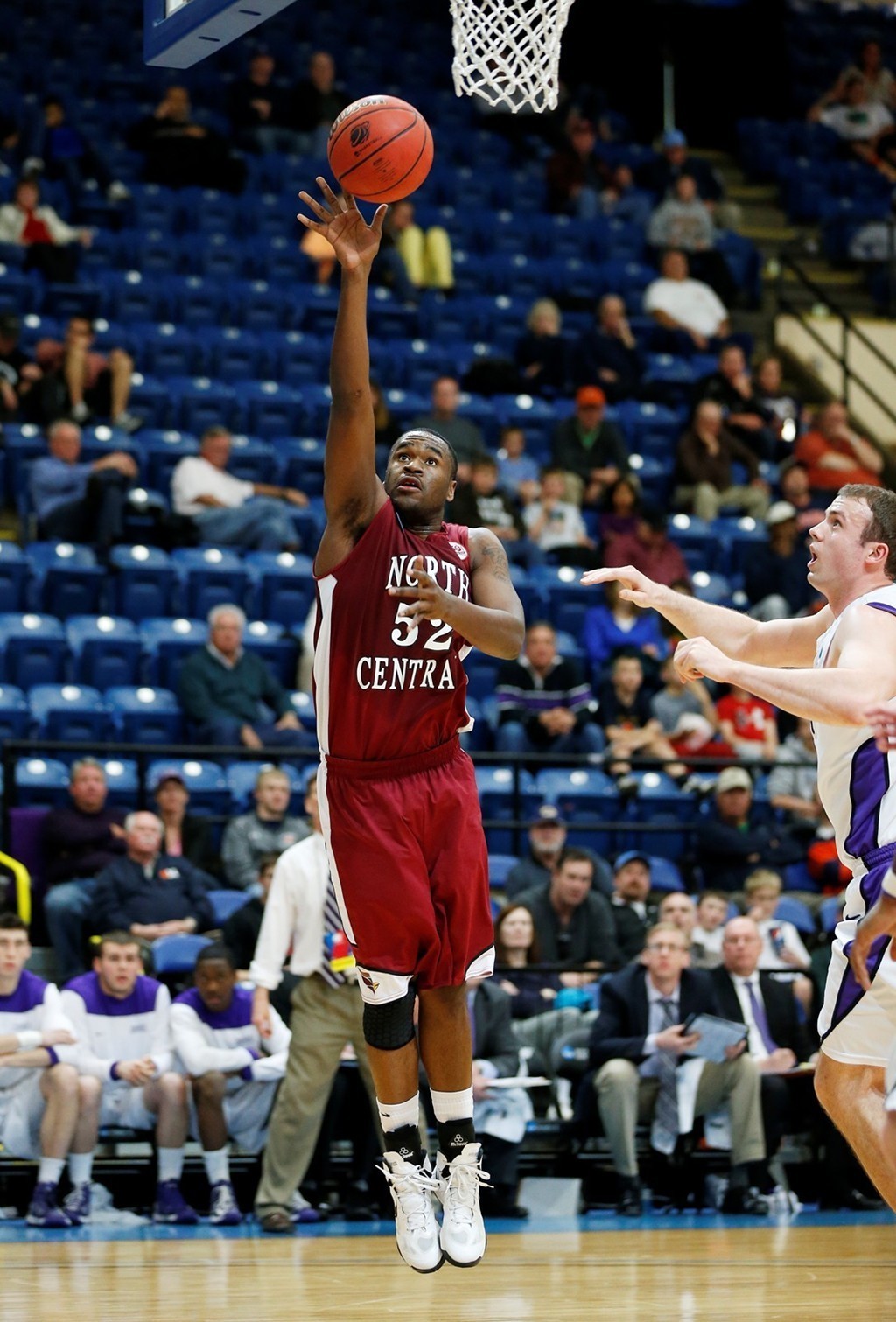 Landon Gamble - Men's Basketball - North Central College Athletics
