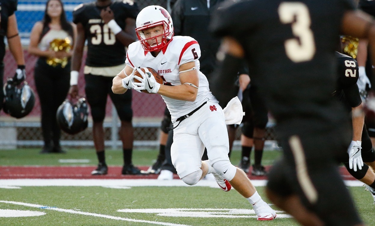 Alex Ulmer - Football - North Central College Athletics