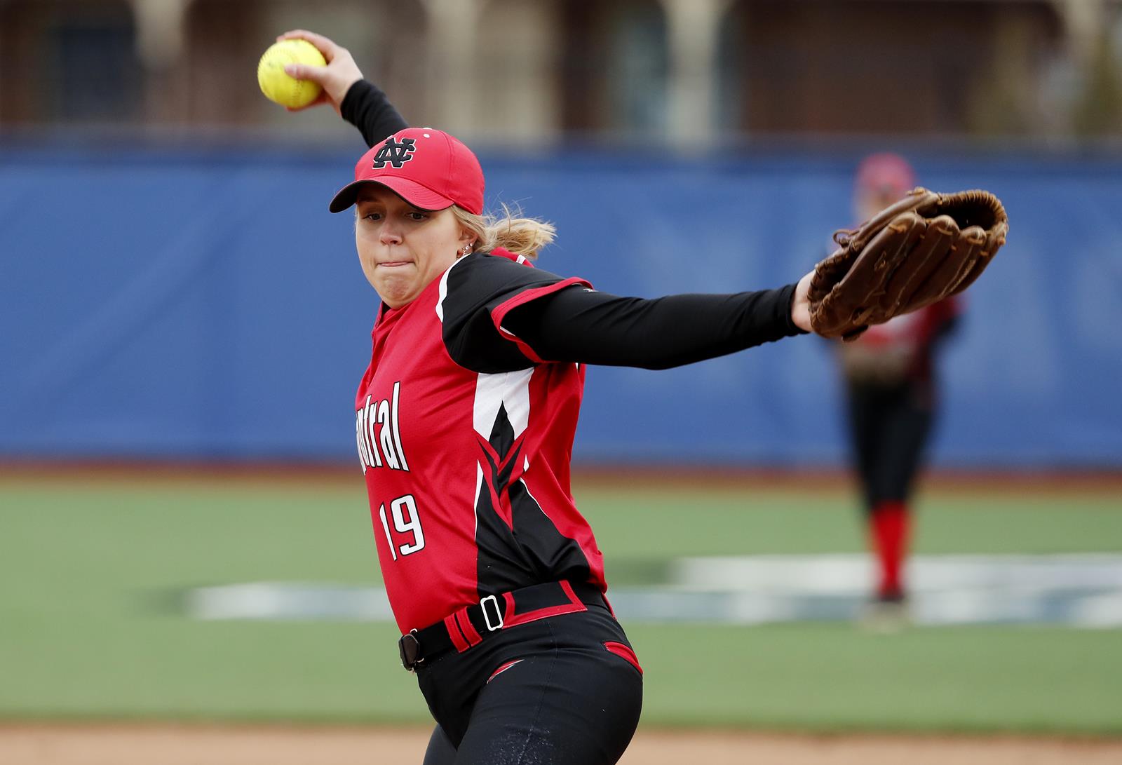 Jennifer Yager - Softball - North Central College Athletics