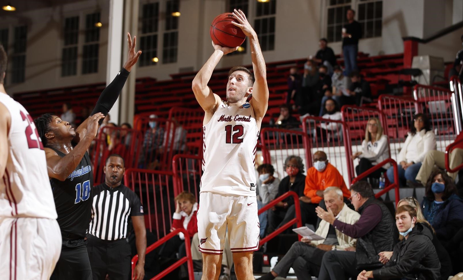 Cardinals Prevail in Defensive Battle - North Central College Athletics