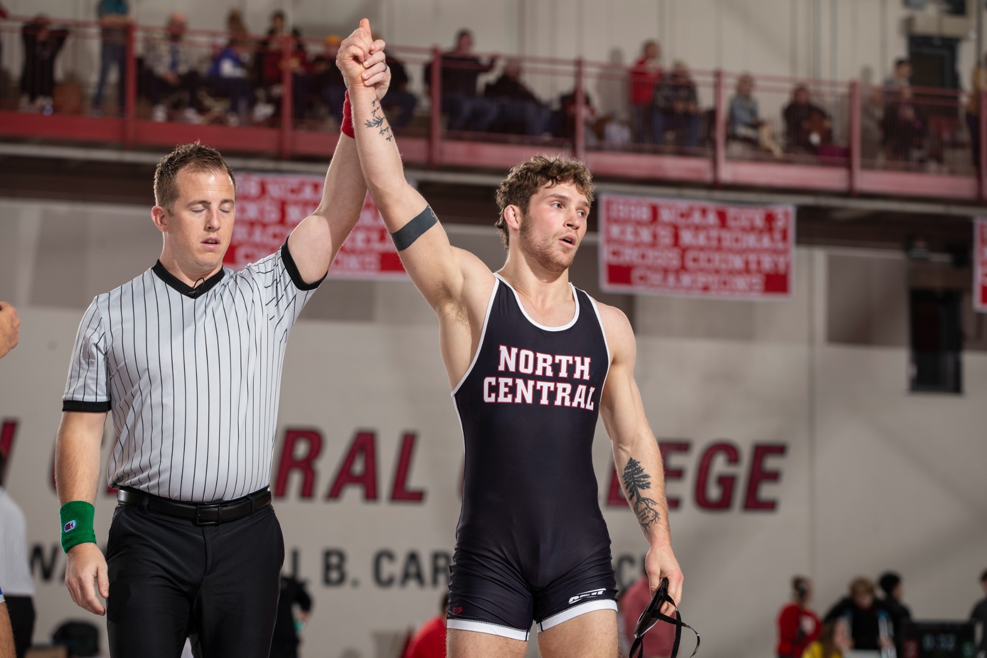 Men's Wrestling Finishes 2nd in Invitational - North Central College Athletics