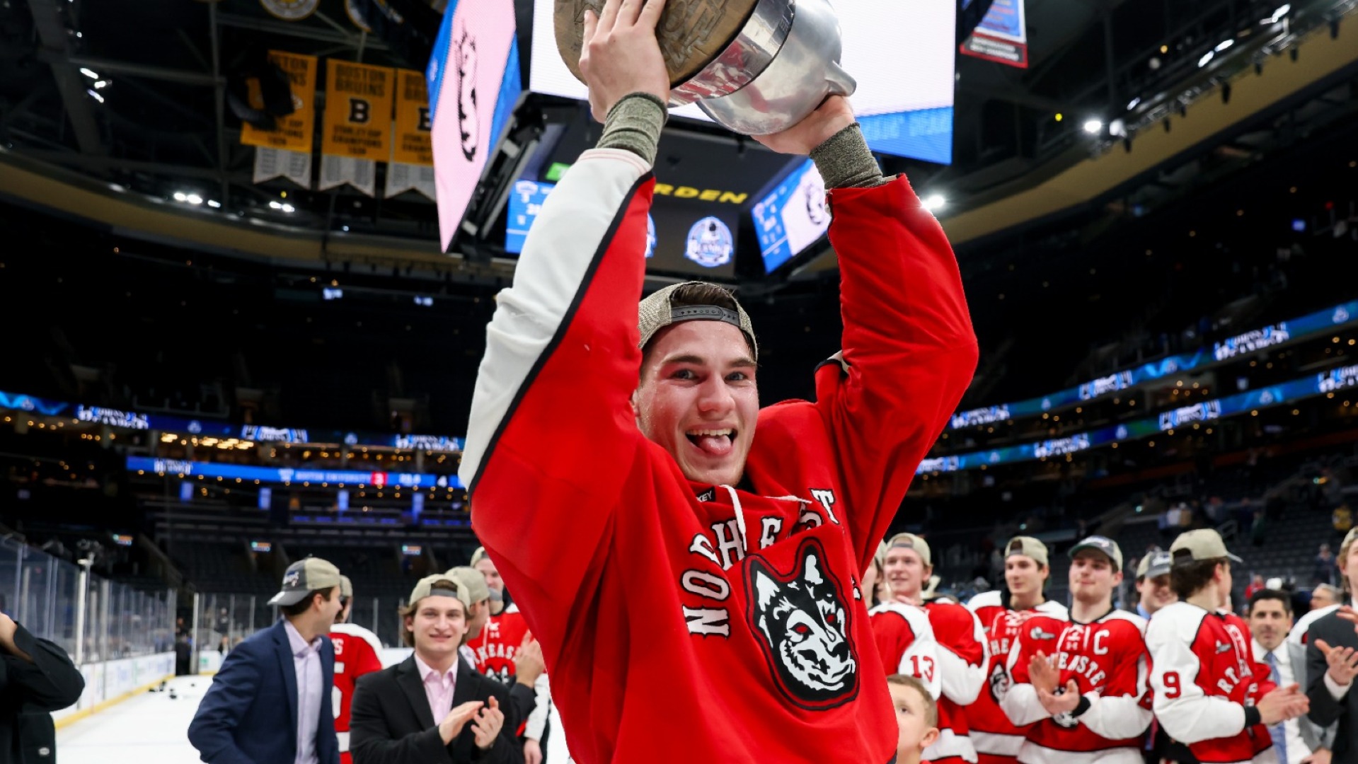 Hunter McDonald - Men's Ice Hockey - Northeastern University Athletics