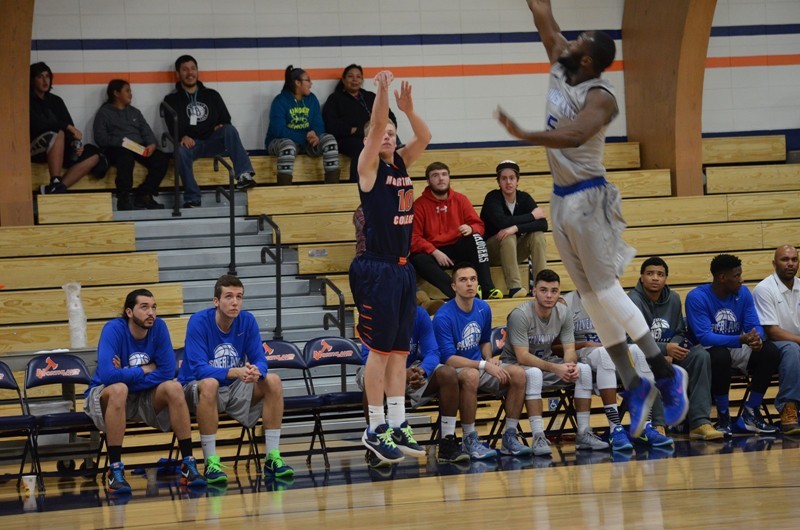 Aaron Houle - Men's Basketball - Northland College Athletics