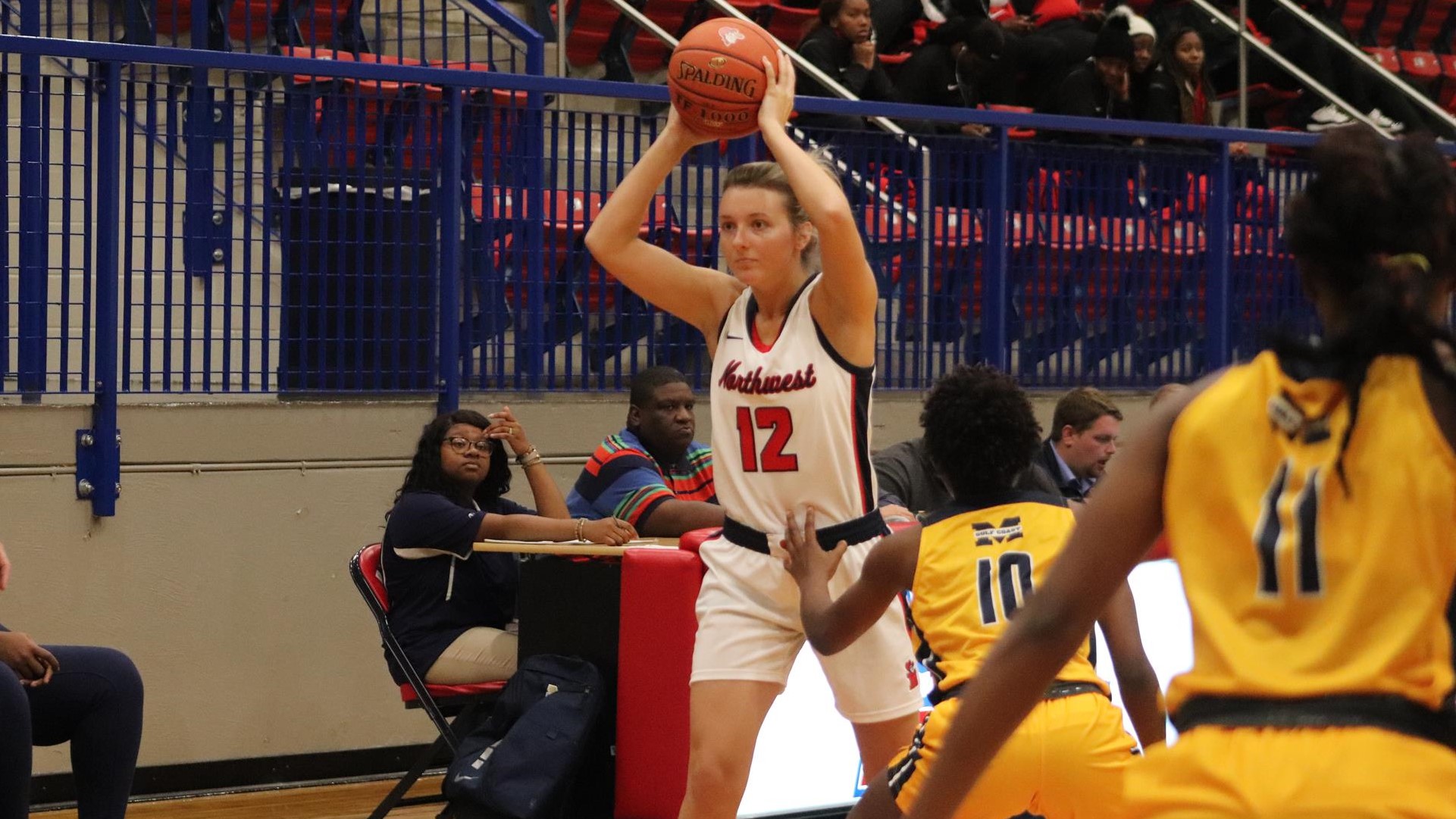 Lindsay Hall - Women's Basketball - Northwest Mississippi Community ...