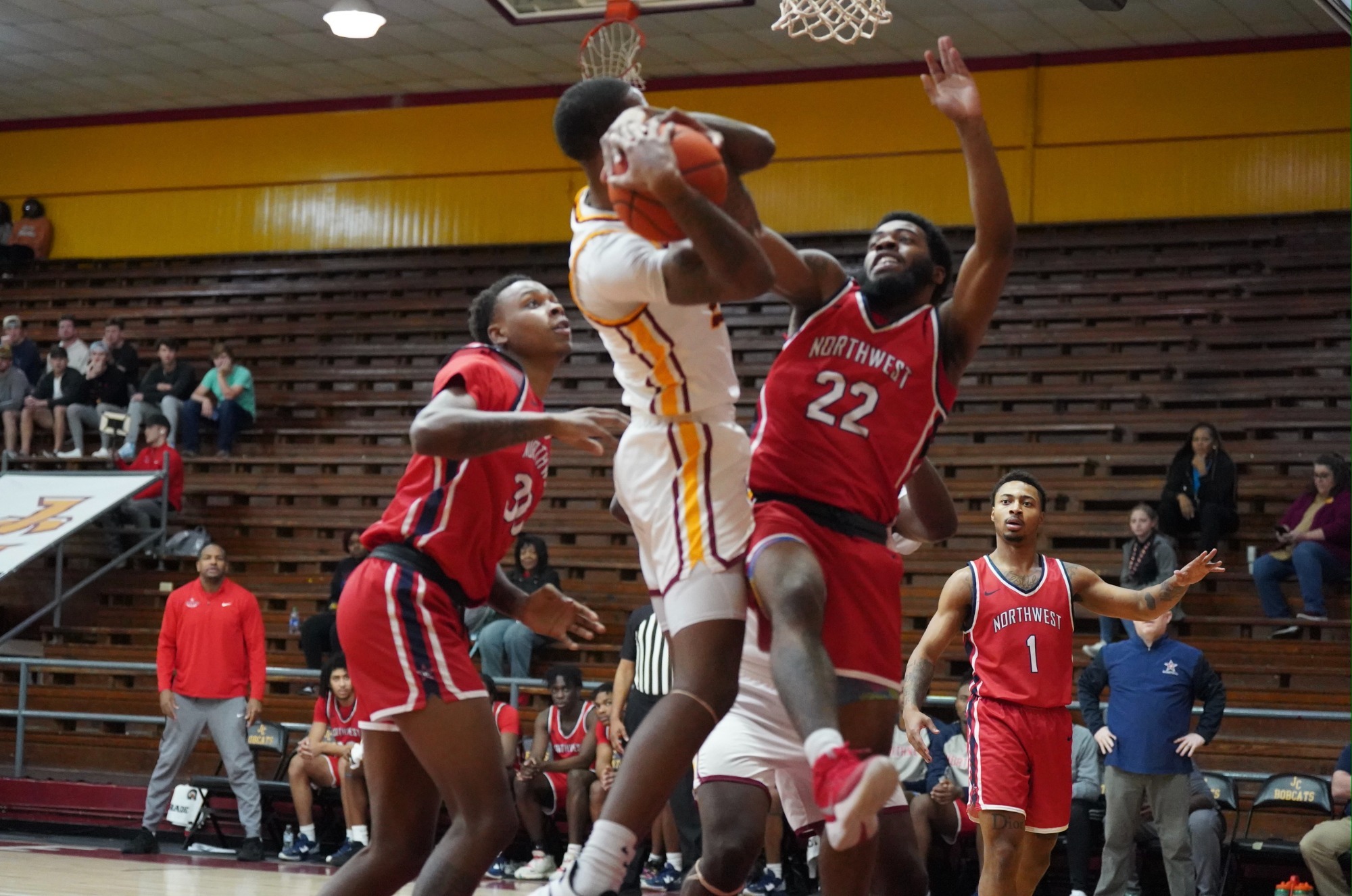 Devin Moore - Men's Basketball - Northwest Mississippi Community ...