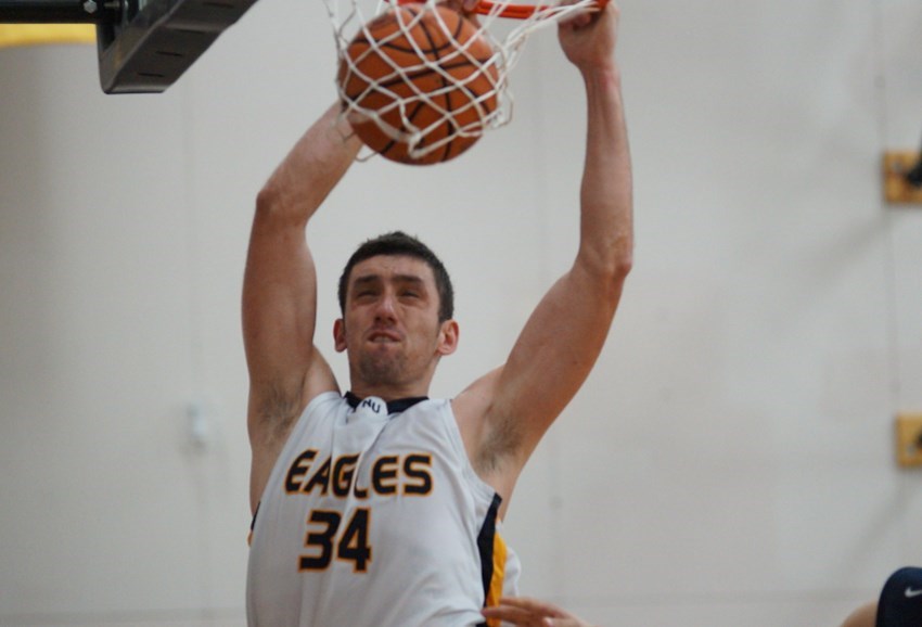 Nemanja Grujicic - Men's Basketball - Northwest University Athletics