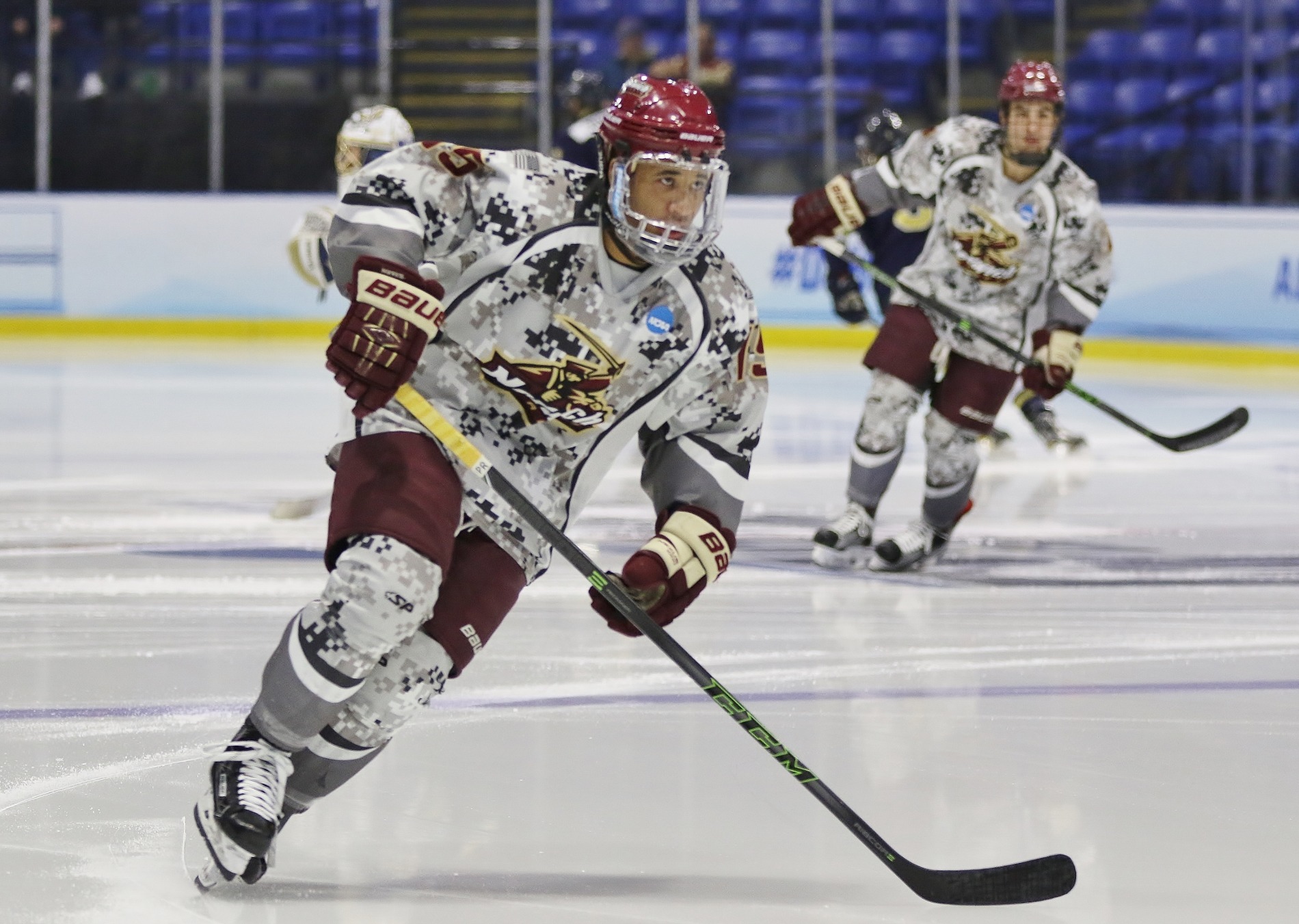 Men's Hockey: Dominick Dawes '04 returns to lead Norwich men's hockey ...