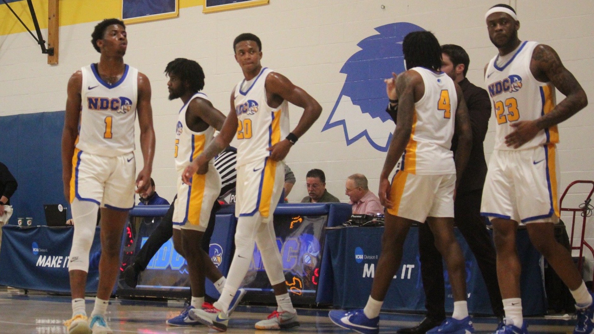 Six players score in double-digits, as the Falcons put up 100 in a ...