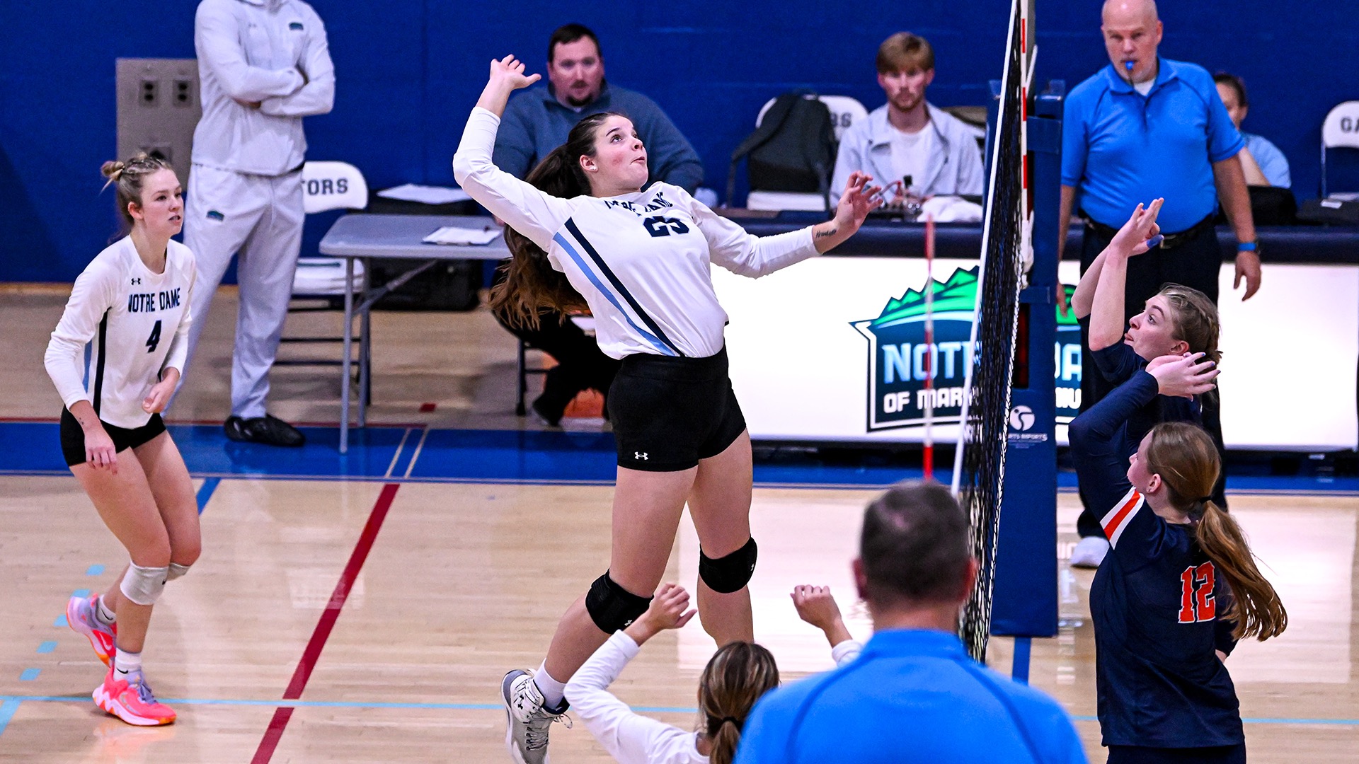 Gators Advance To Divisional Championship Match - Notre Dame of ...